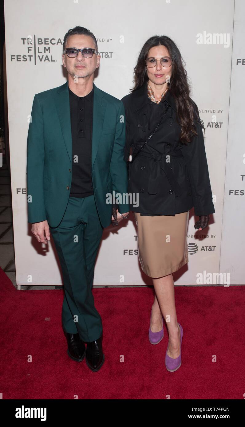 Jennifer sklias gahan hi-res stock photography and images - Alamy