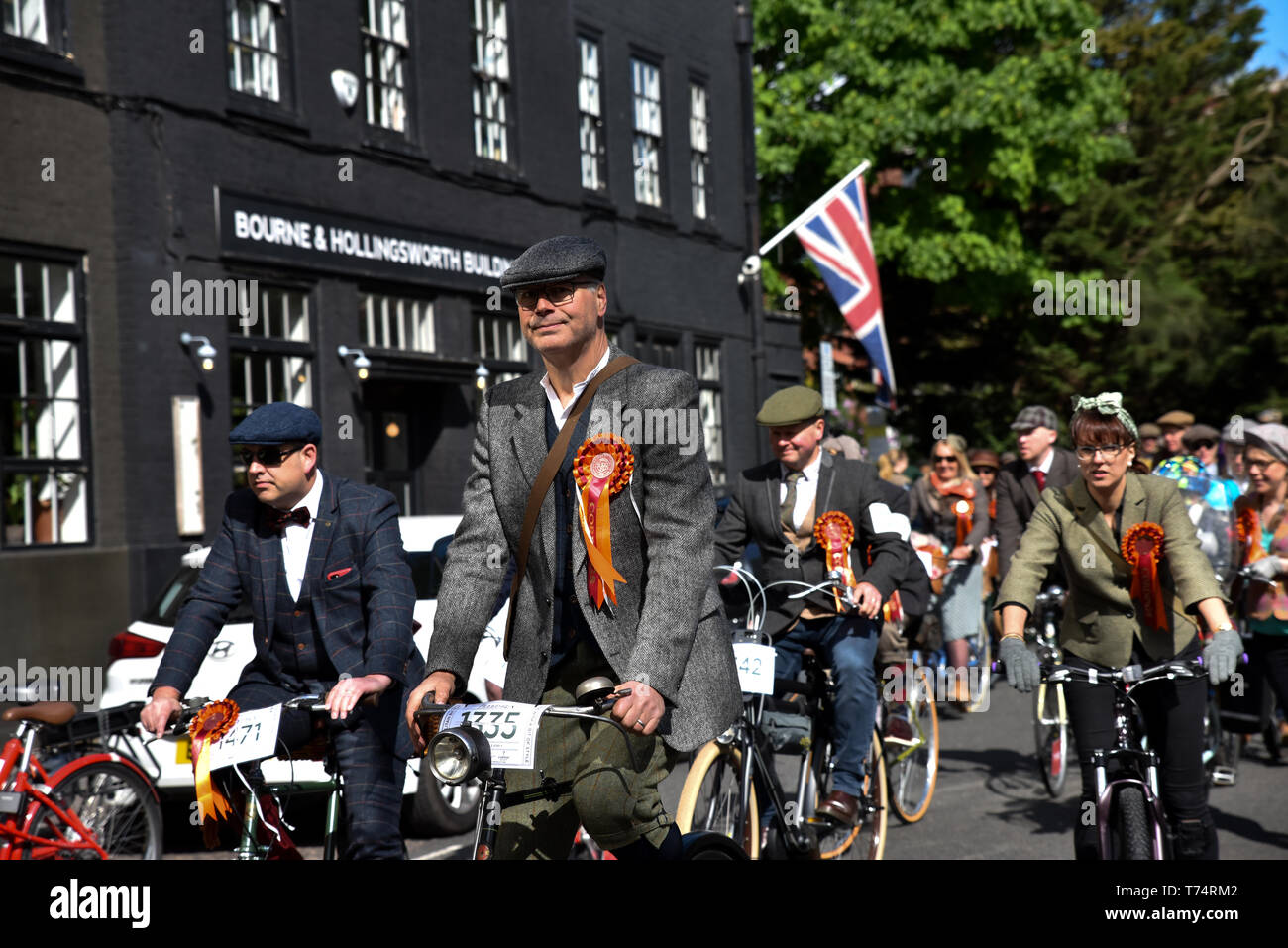 Clerkenwell, London, UK. 4th May, 2019. Hundreds of cyclists wearing ...
