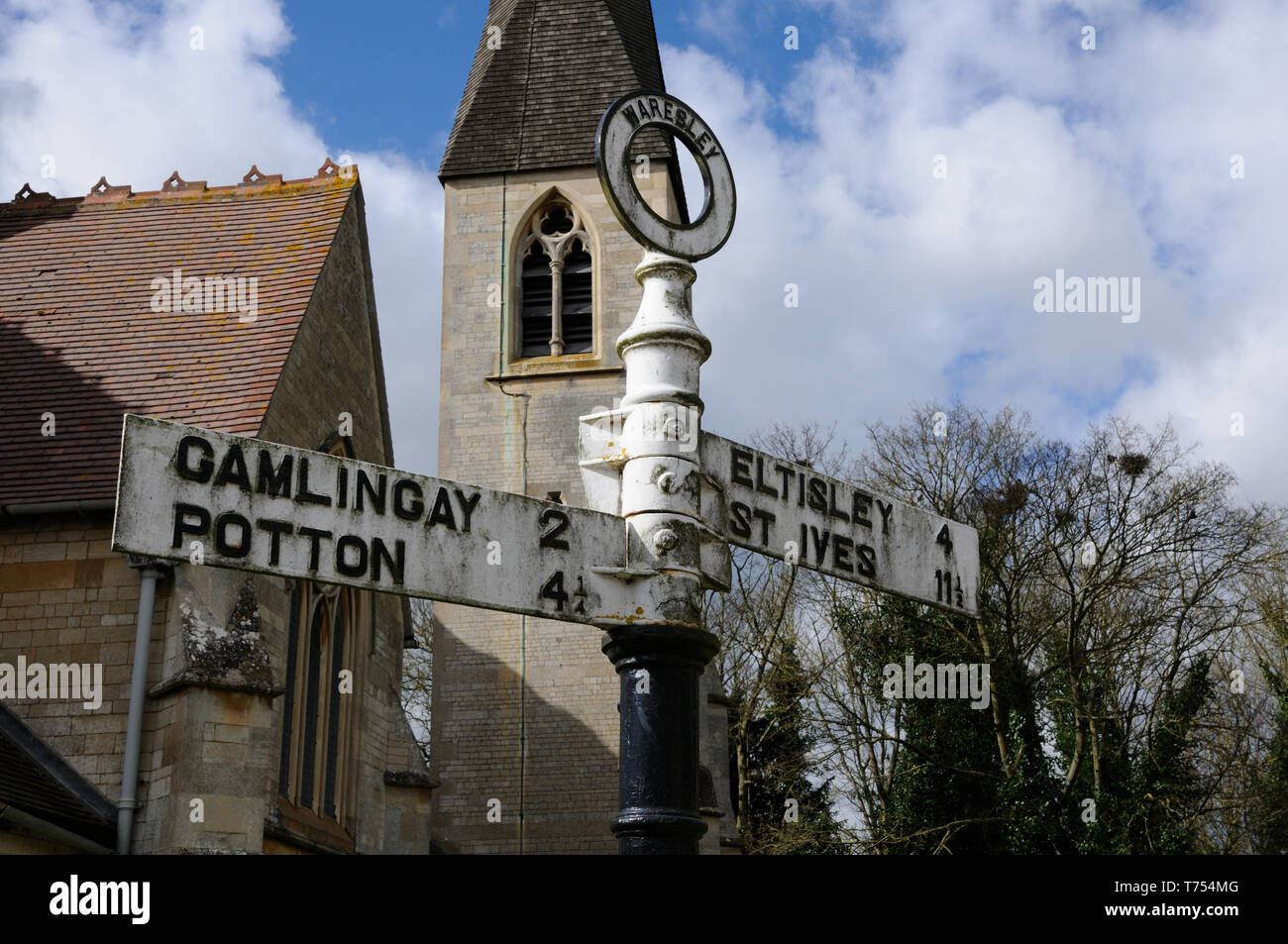 Historic signpost hi-res stock photography and images - Alamy