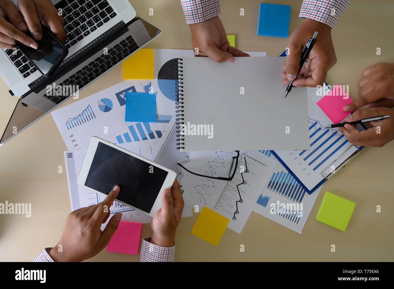 Graph paper microscope hi-res stock photography and images - Alamy