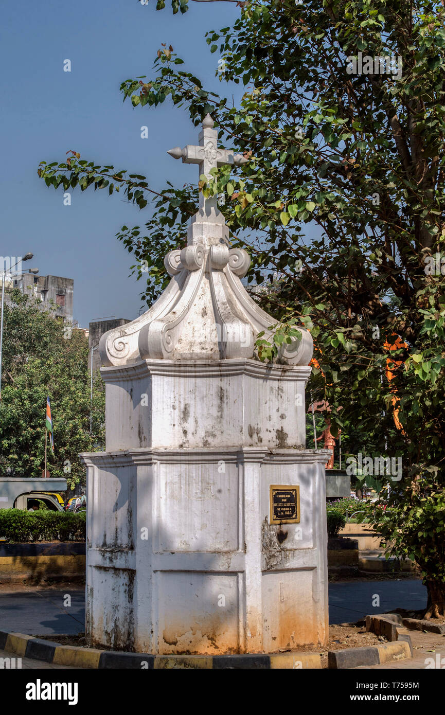 02 Dec-2015-Heritage old cross at Portuguese Church dadar Mumbai ...