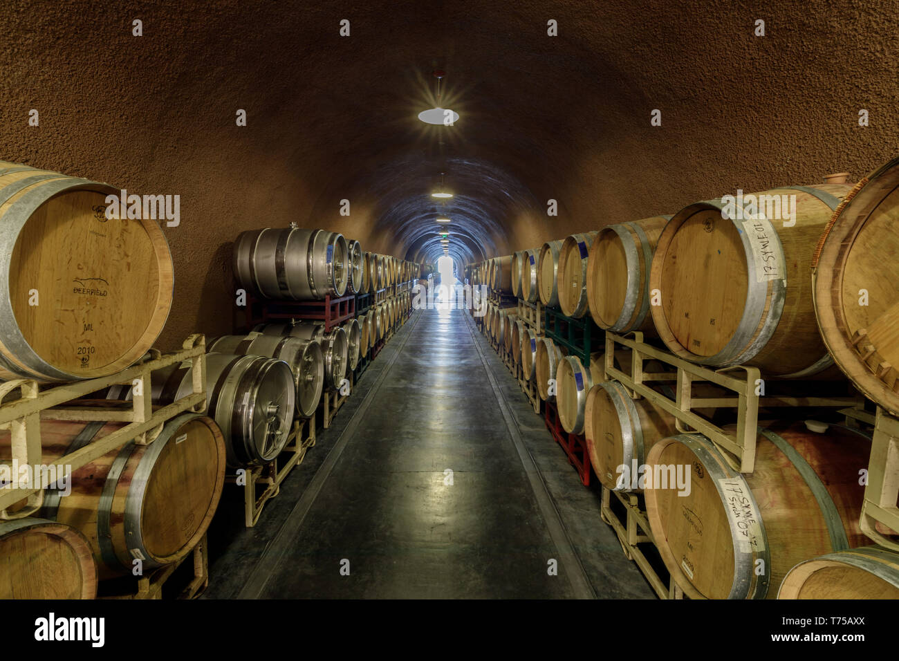 Sonoma county california vineyards hi-res stock photography and images ...