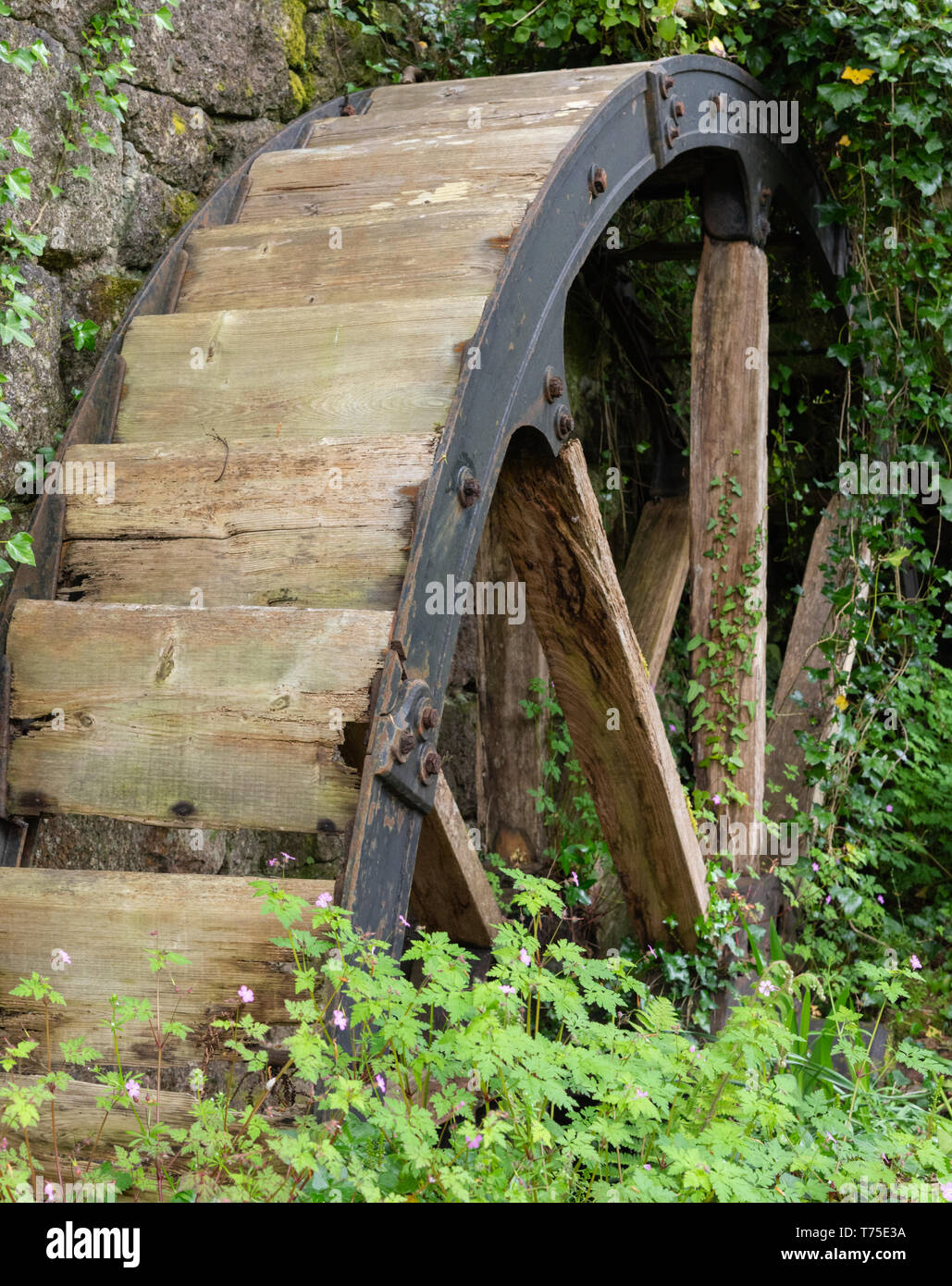 Cast iron waterwheel hi-res stock photography and images - Alamy