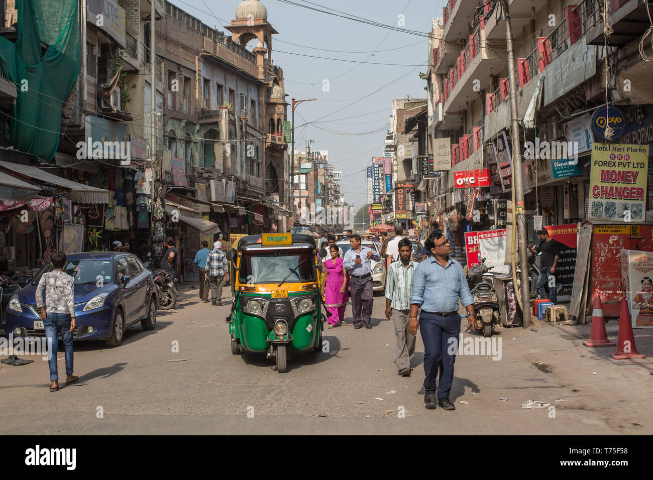 A busy street in Paharganj in central New Delhi, India Stock Photo - Alamy