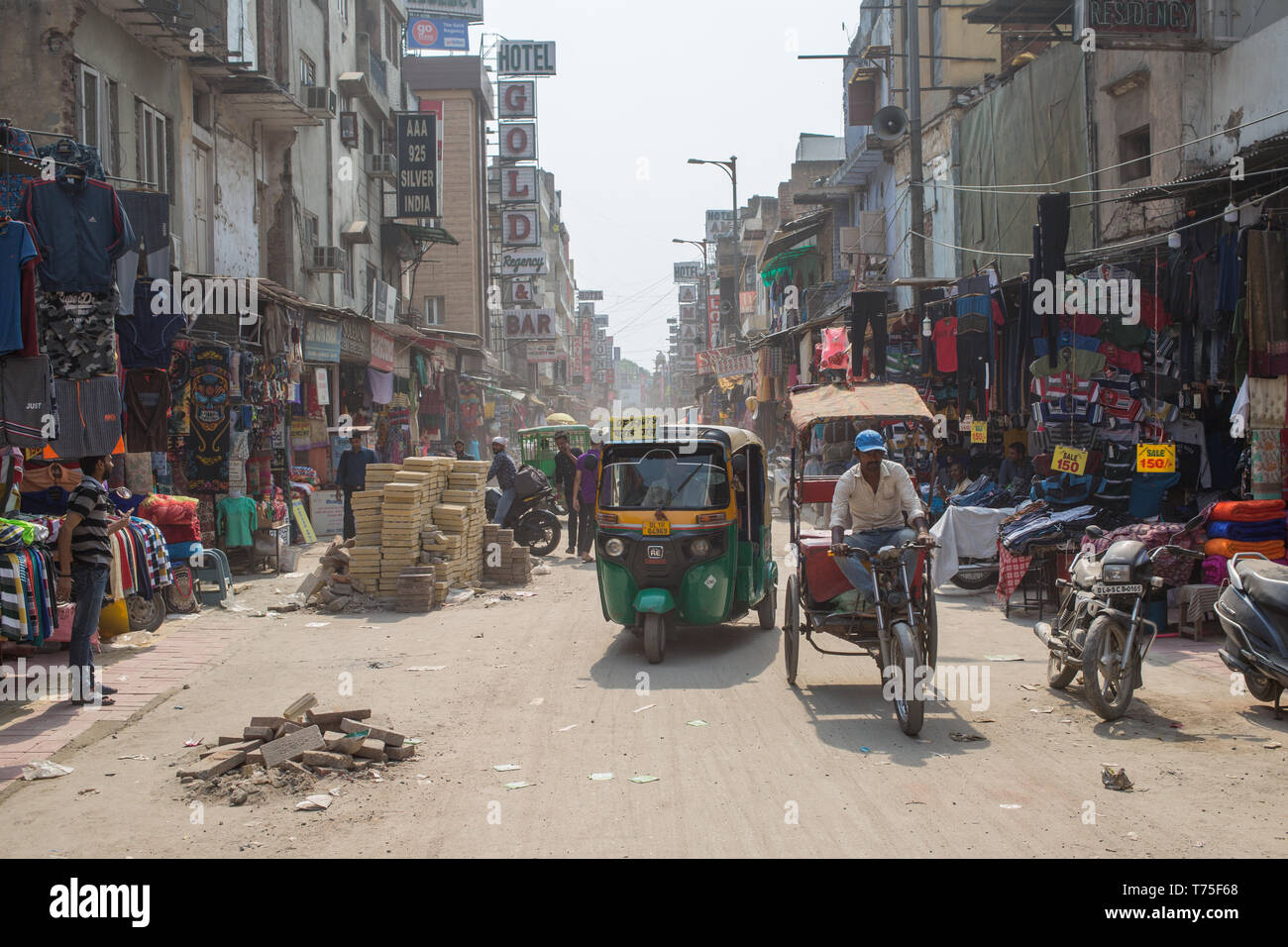 A busy street in Paharganj in central New Delhi, India Stock Photo - Alamy