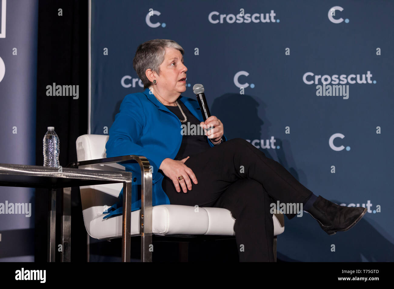 David plotz hi-res stock photography and images - Alamy