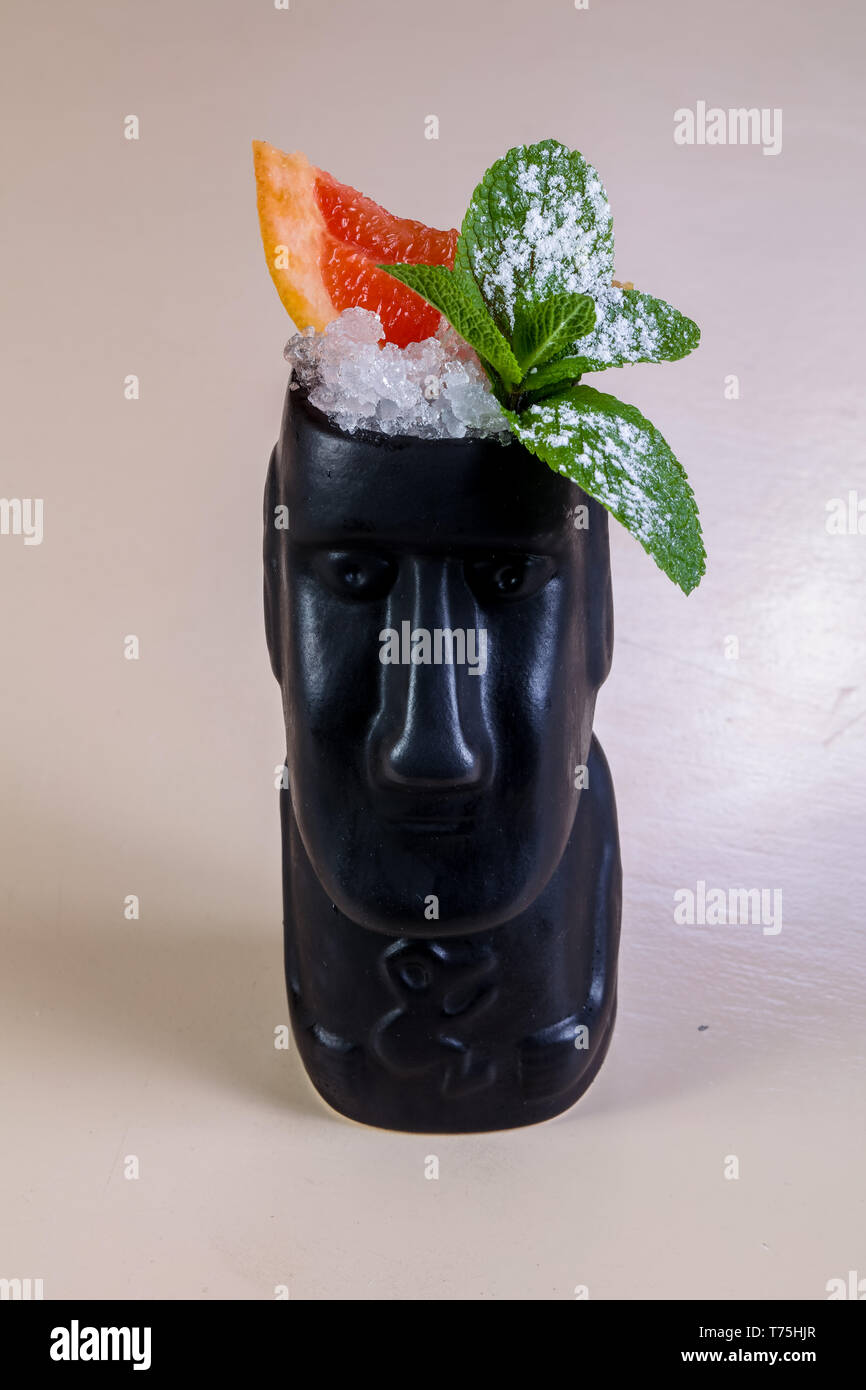 Hawaii cocktail bar drink Stock Photo - Alamy