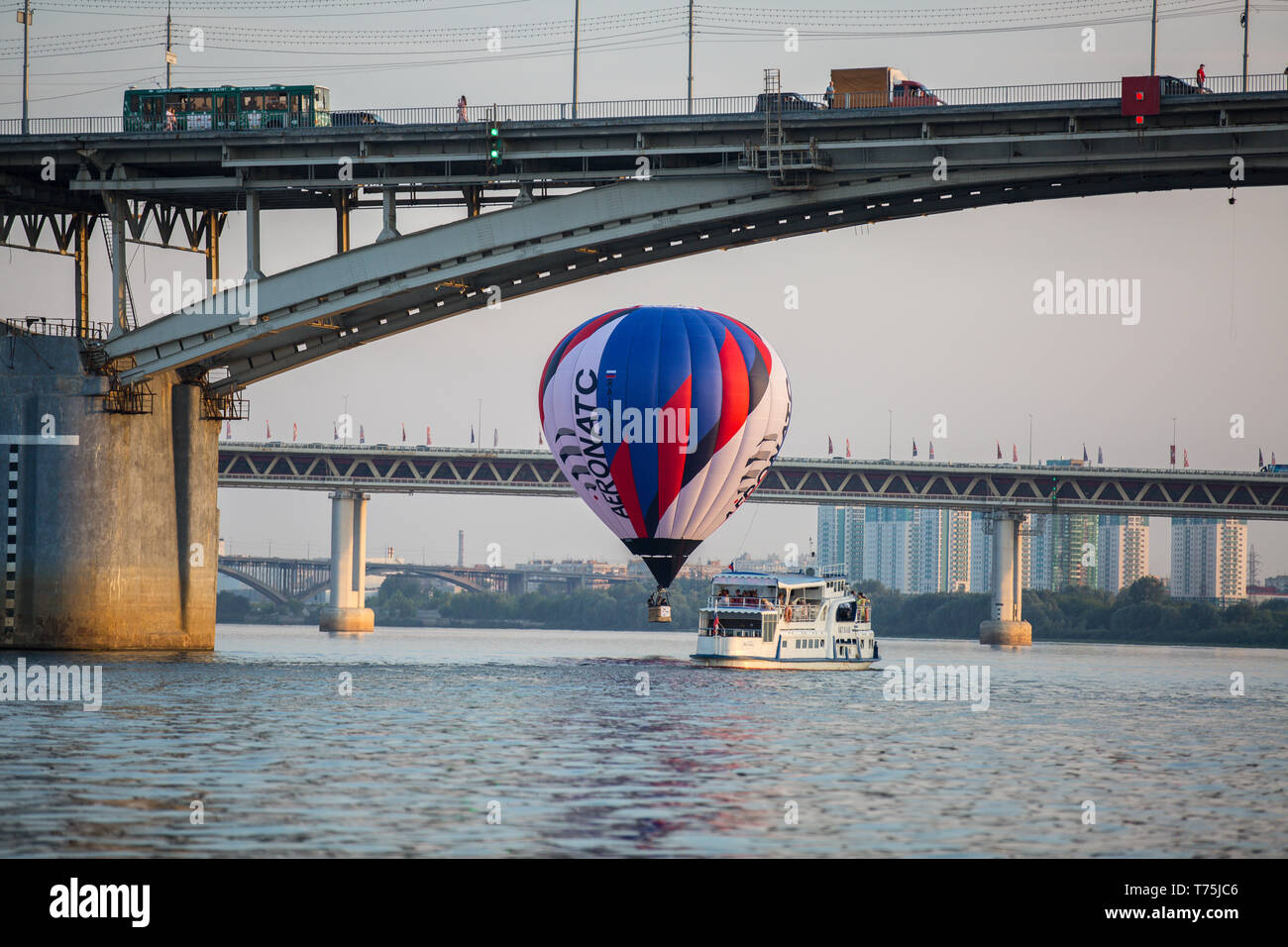 Flight over road bridge river hi-res stock photography and images - Alamy