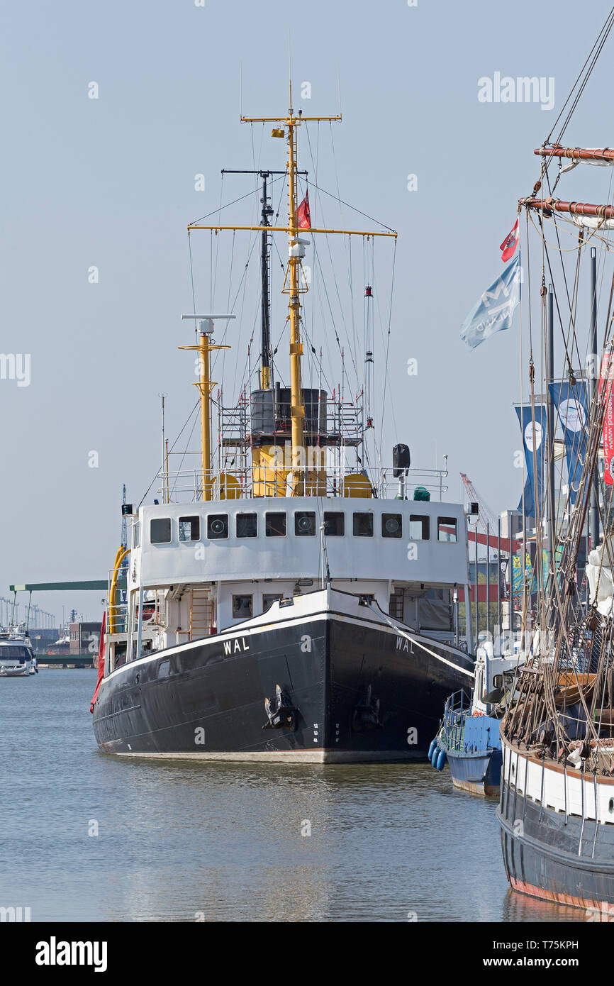 steam icebreaker Wal, New Harbour, Bremerhaven, Bremen, Germany Stock ...