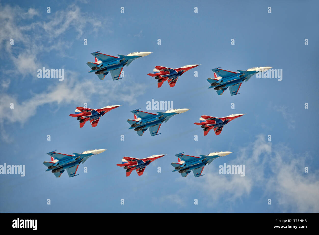 = Unique Diamond-shaped Formation of Russian Fighter Jets MiG-29 and Su ...