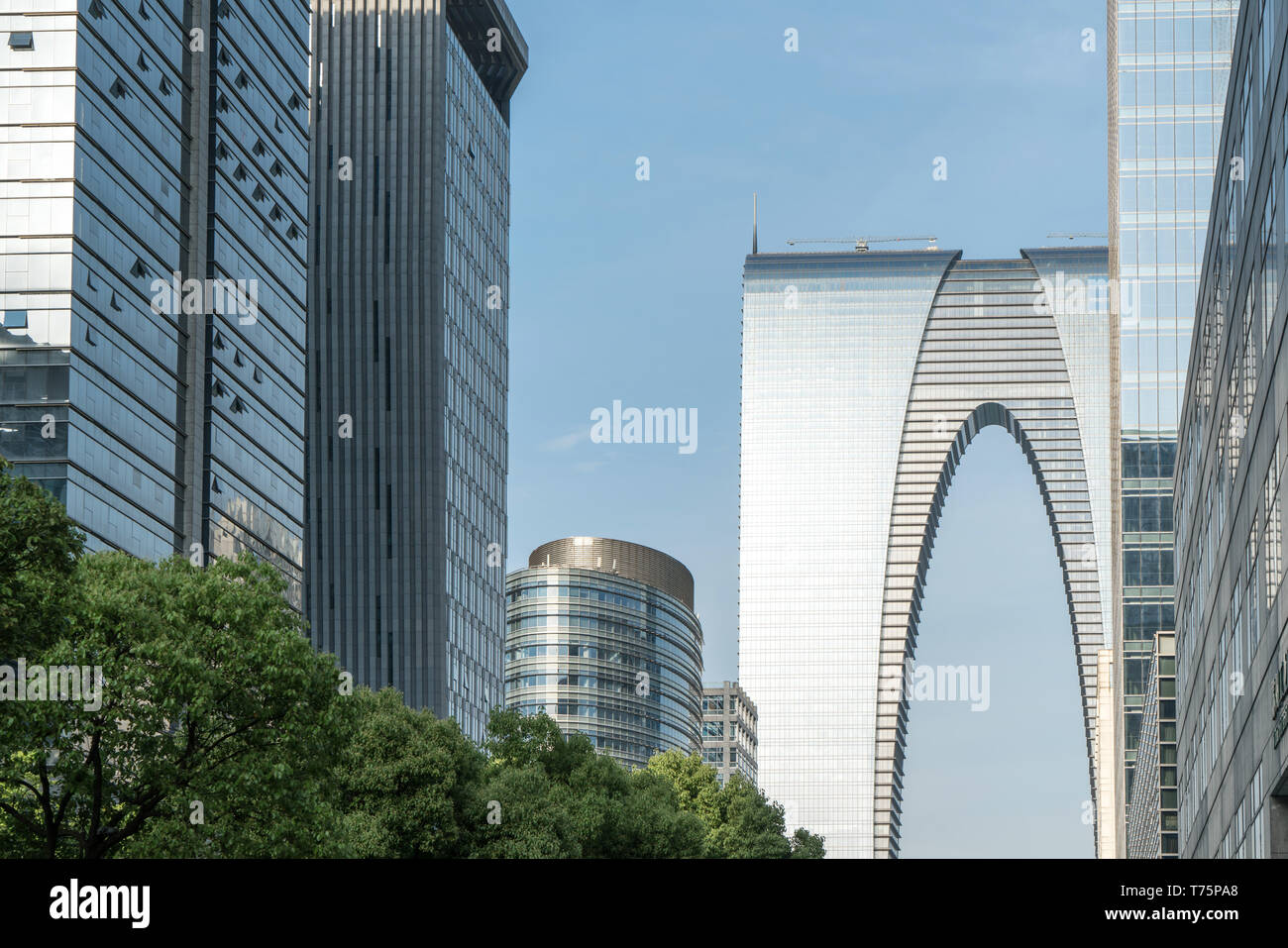 Commercial city landscape hi-res stock photography and images - Alamy