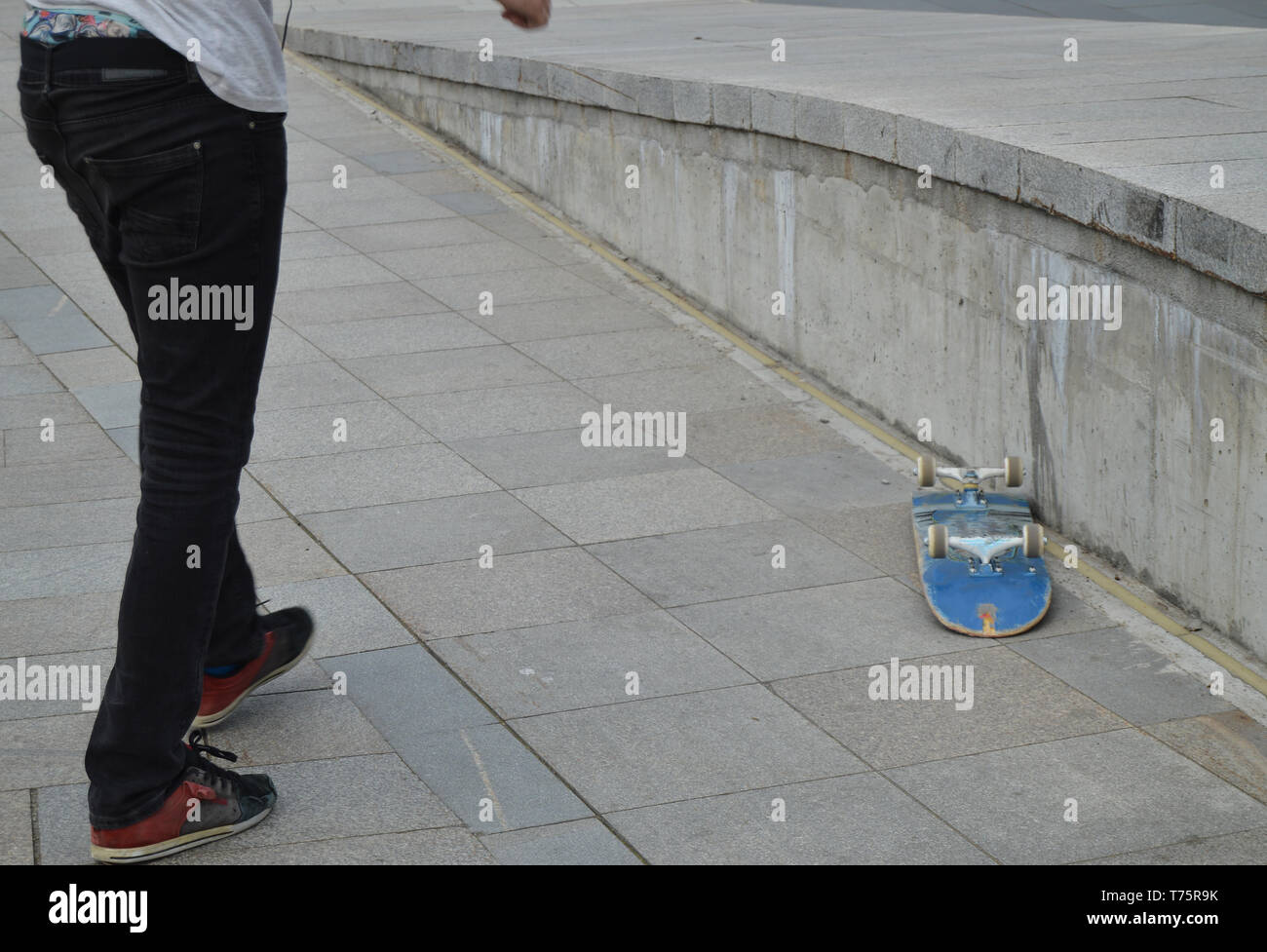 Doing flips hi-res stock photography and images - Alamy