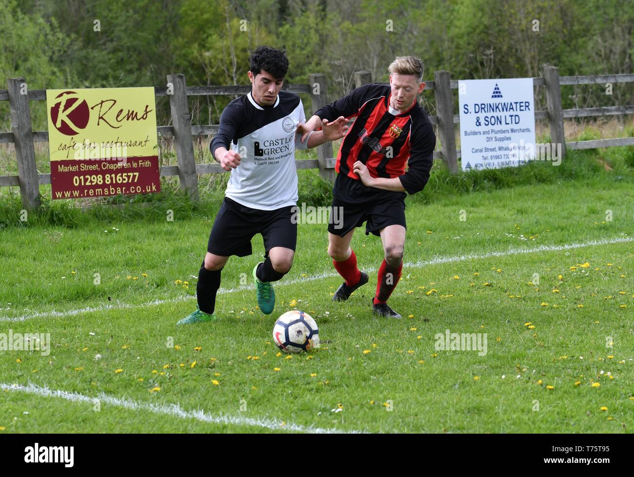 Football action in the Hope Valley Amateur League match between ...