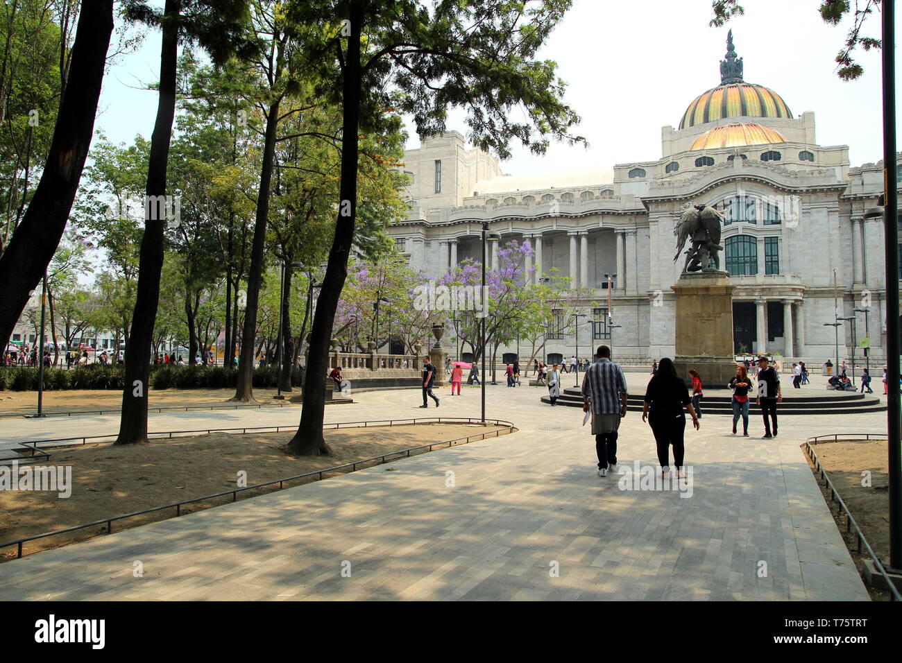 Alameda central park in Mexico city Stock Photo - Alamy