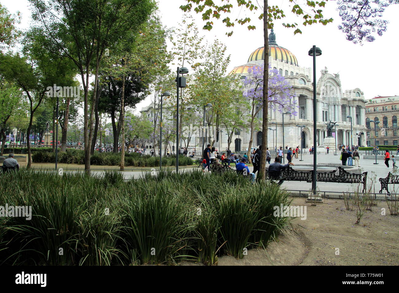 Alameda central park in Mexico city Stock Photo - Alamy