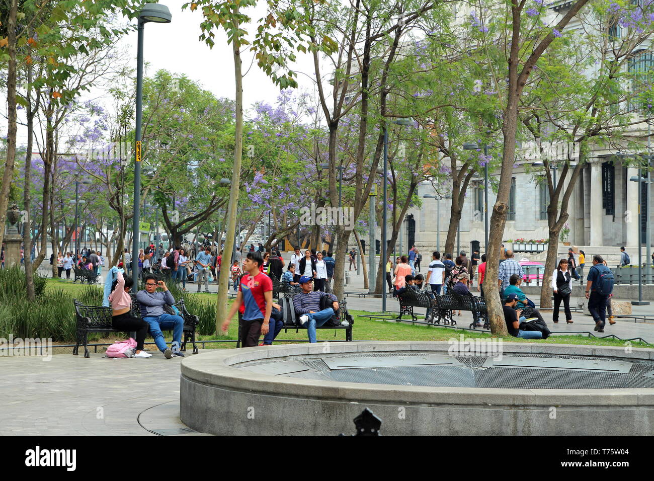 Alameda central park in Mexico city Stock Photo - Alamy