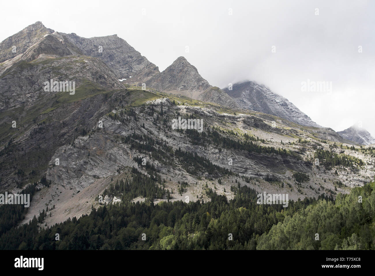 Mountains near the Cirque de Gavarnie Parc des Pyrenees France Stock ...