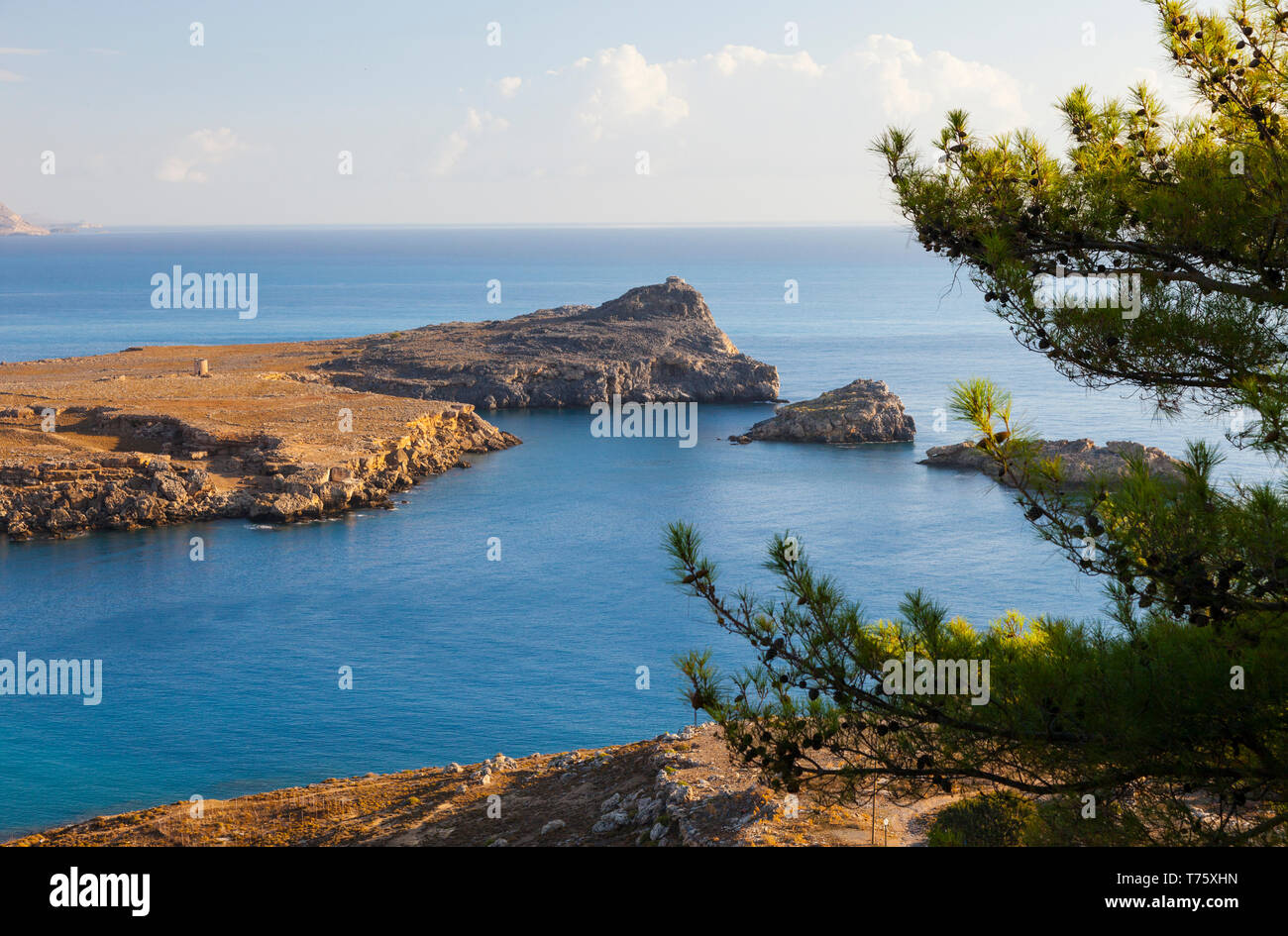 Pueblo de Lindos, Isla de Rodas, Dodecaneso, Grecia Stock Photo - Alamy