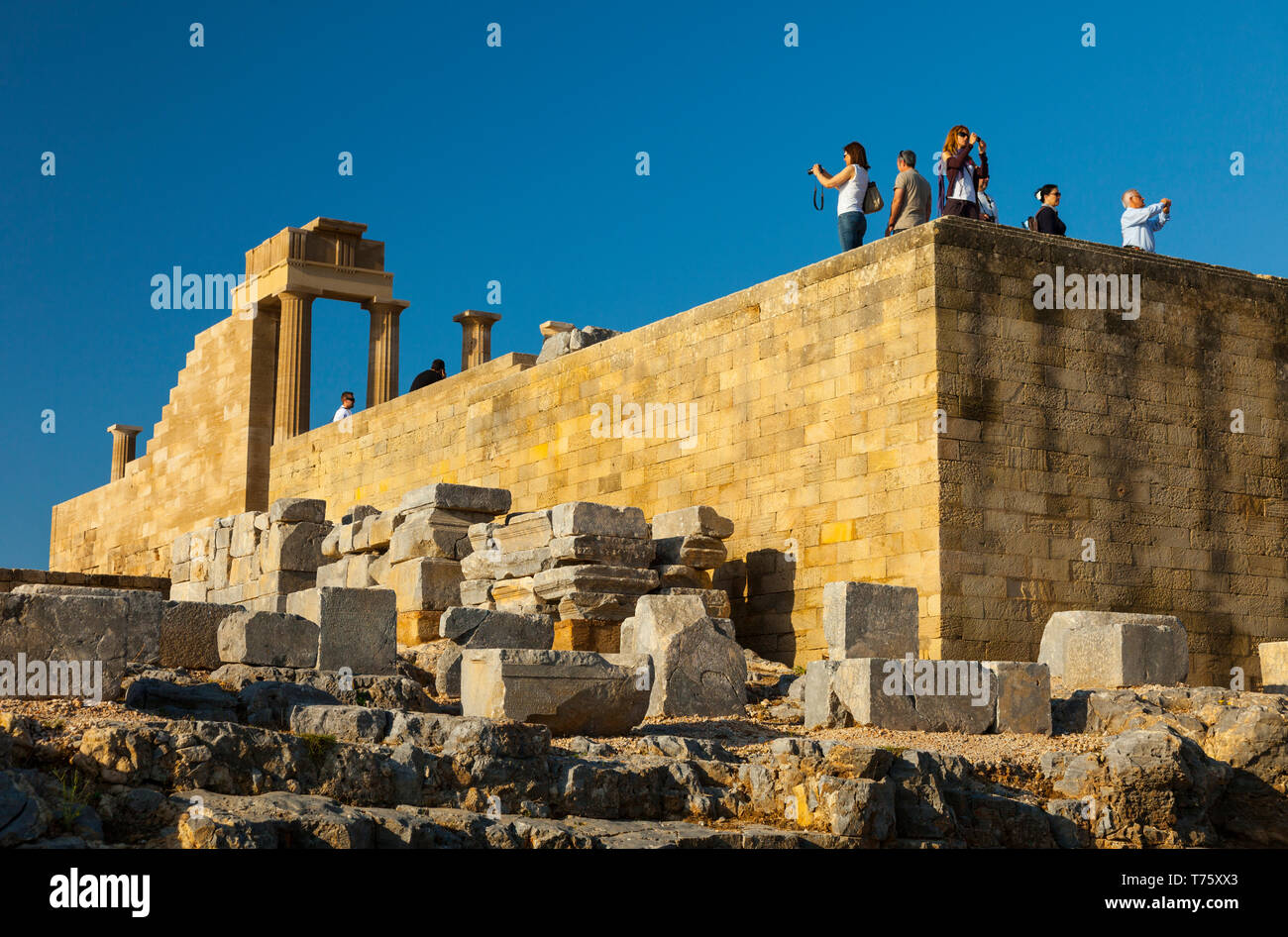 Isla de rhodes grecia hi-res stock photography and images - Alamy