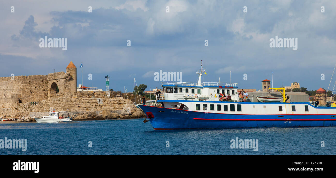 Ciudad de Rodas, Isla de Rodas, Dodecaneso, Grecia Stock Photo - Alamy
