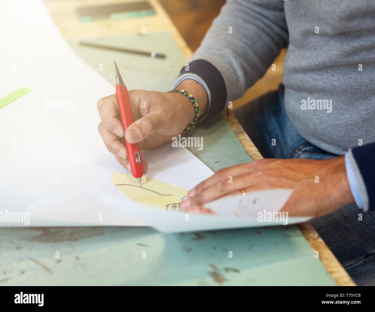 Work models hi-res stock photography and images - Alamy