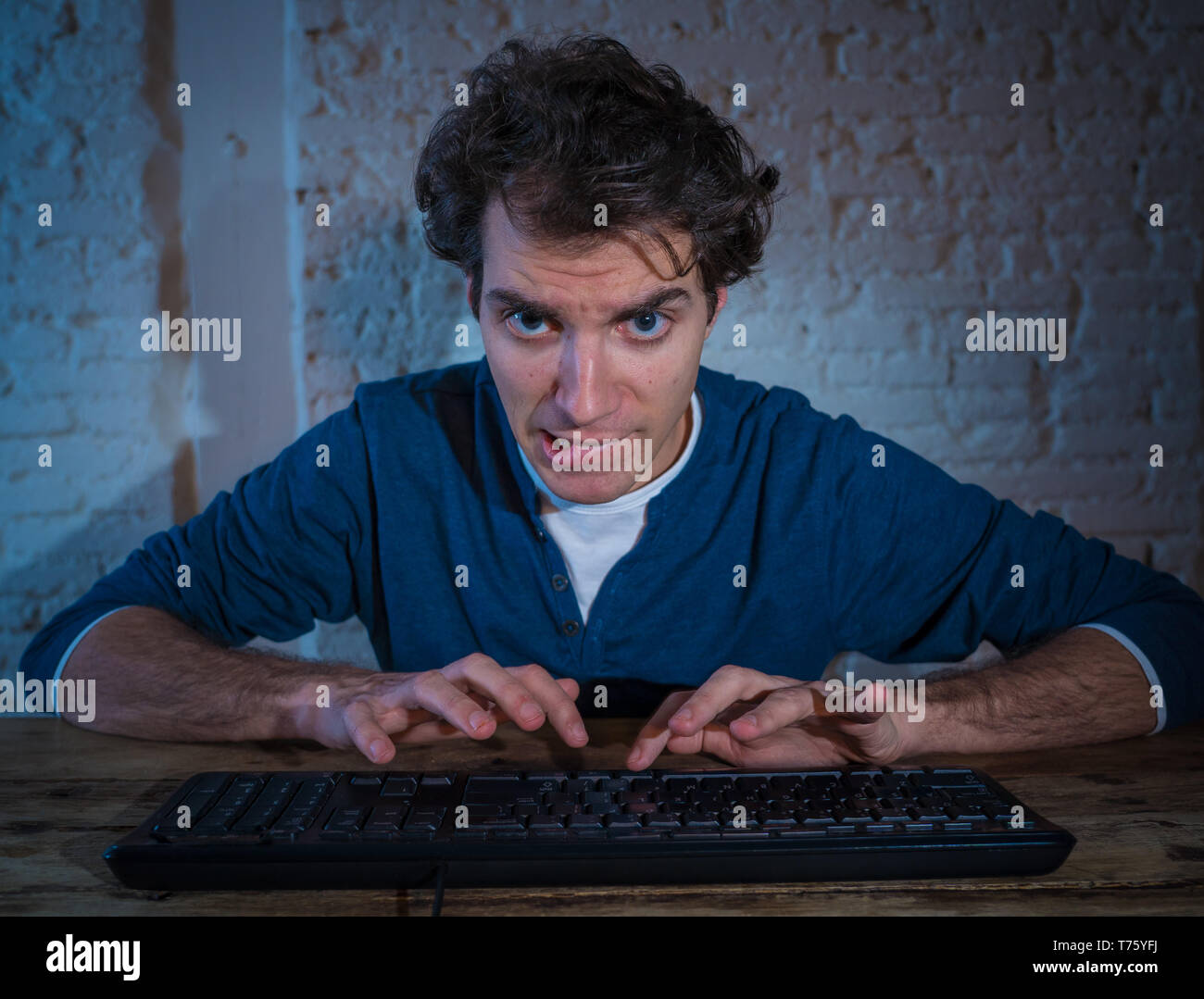 Gaming laptop hi-res stock photography and images - Alamy