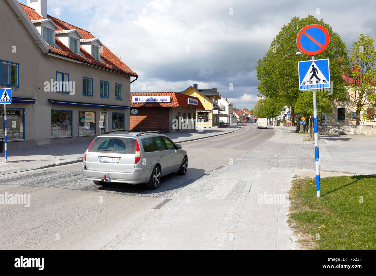 Swedish pedestrian crossing sign hi-res stock photography and images ...