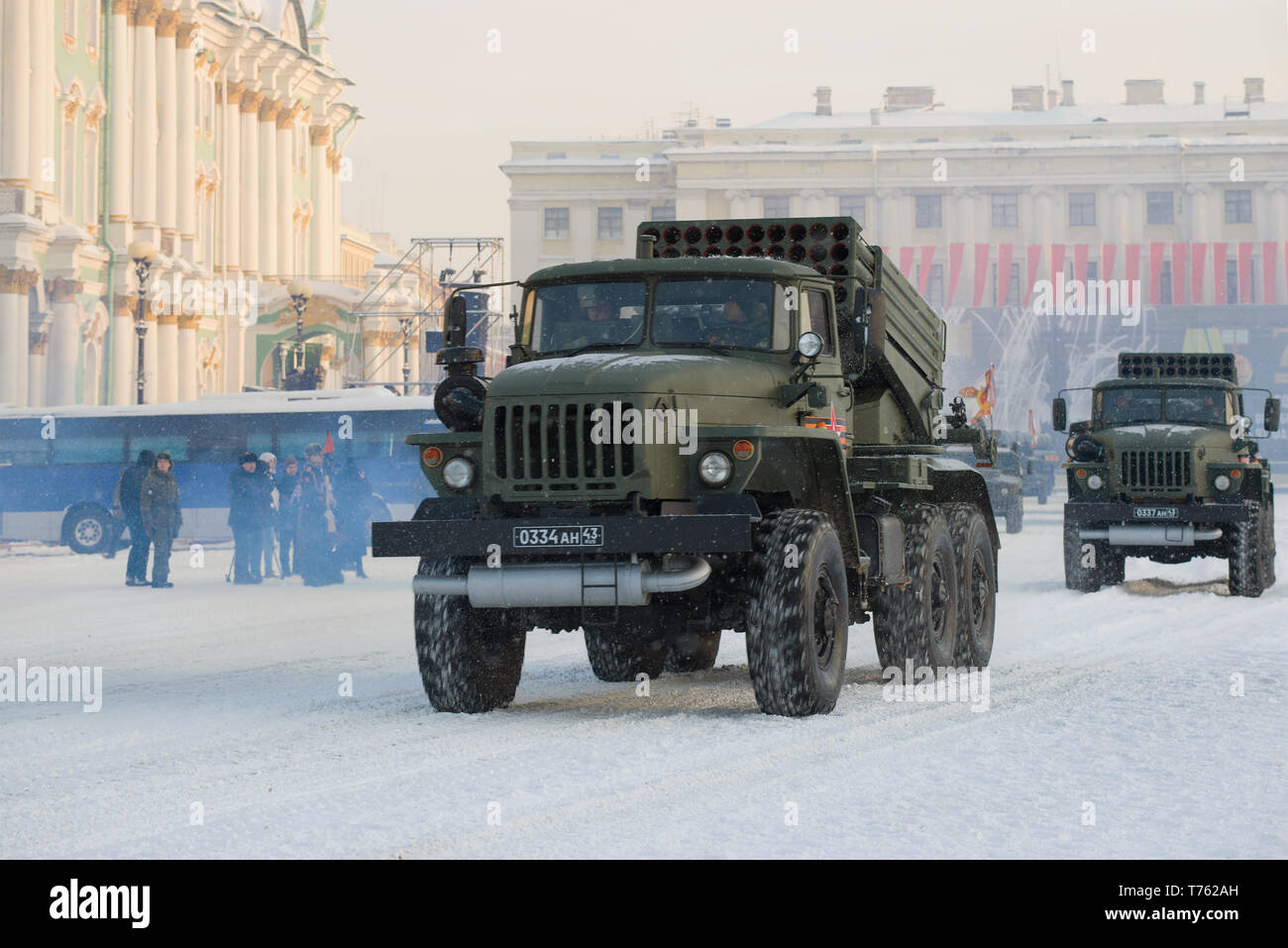Volley rocket fire system hi-res stock photography and images - Alamy