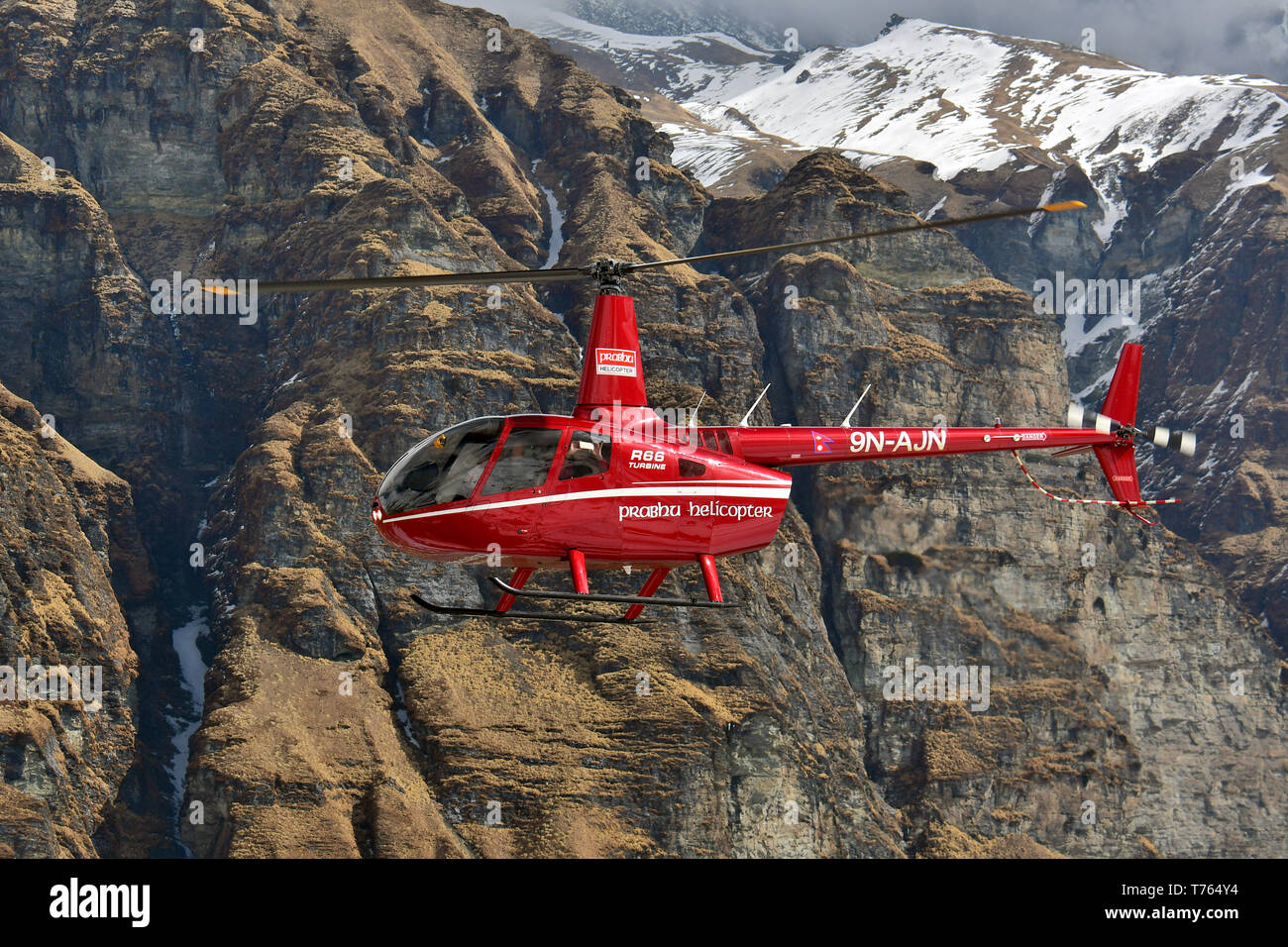 Helicopter, Himalaya around Annapurna, Nepal Stock Photo - Alamy