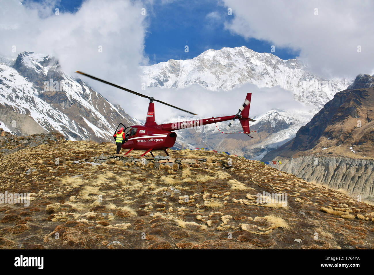 Helicopter, Himalaya around Annapurna, Nepal Stock Photo - Alamy