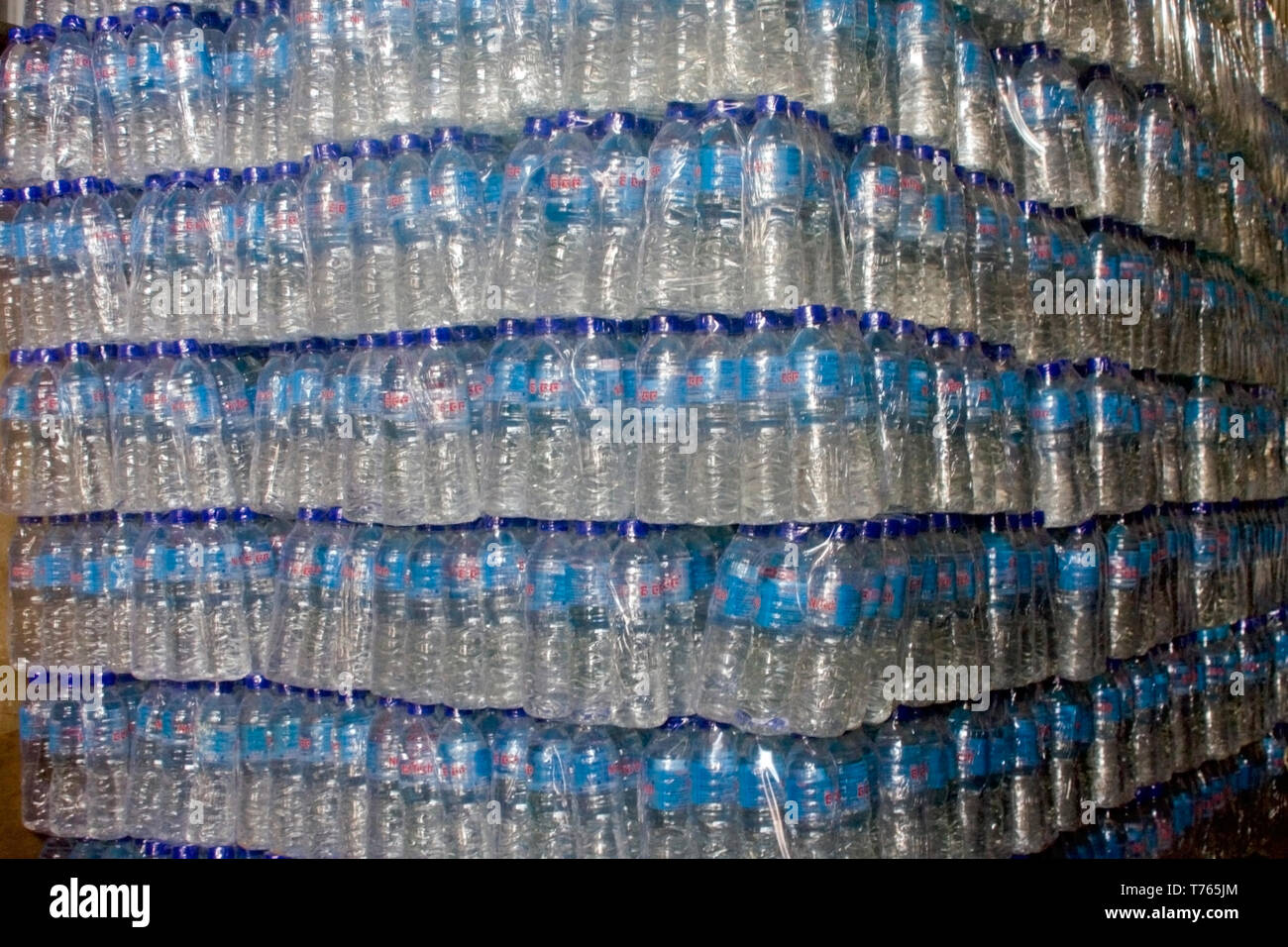 Shrink wrapped bottles hi-res stock photography and images - Alamy
