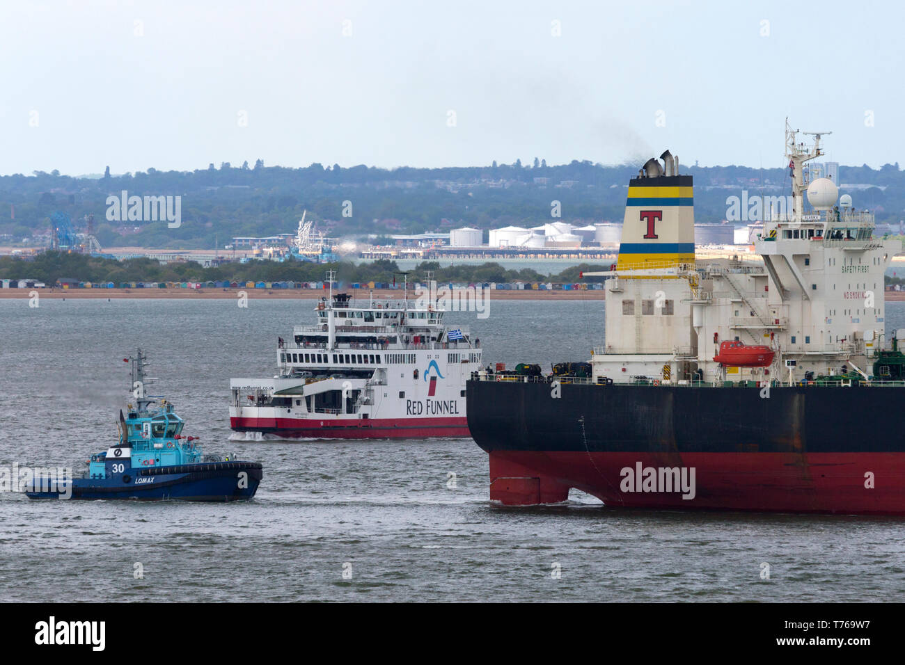 Chemical tanker middle east hi-res stock photography and images - Alamy