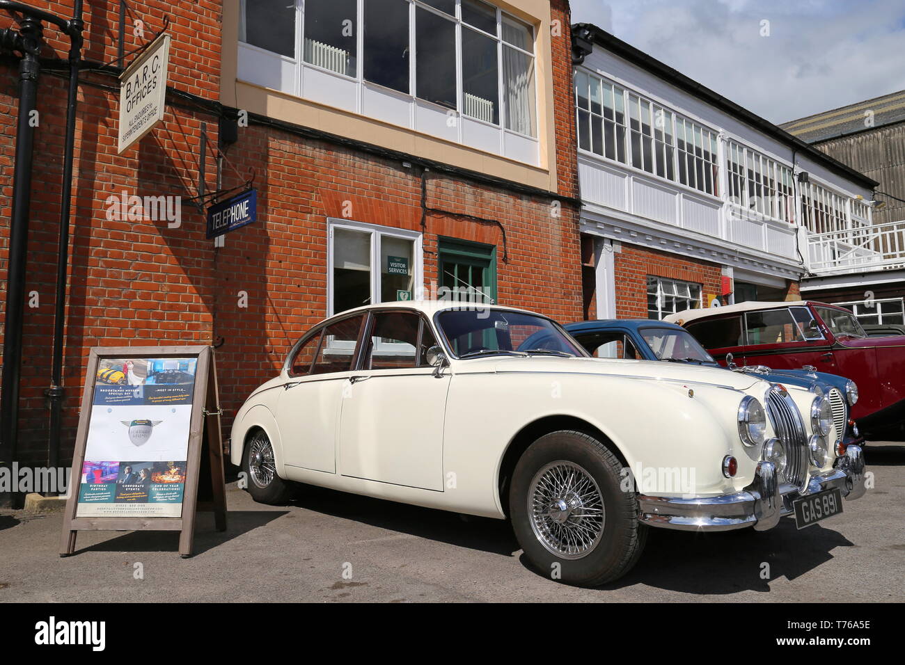 Jaguar mk2 car hi-res stock photography and images - Alamy