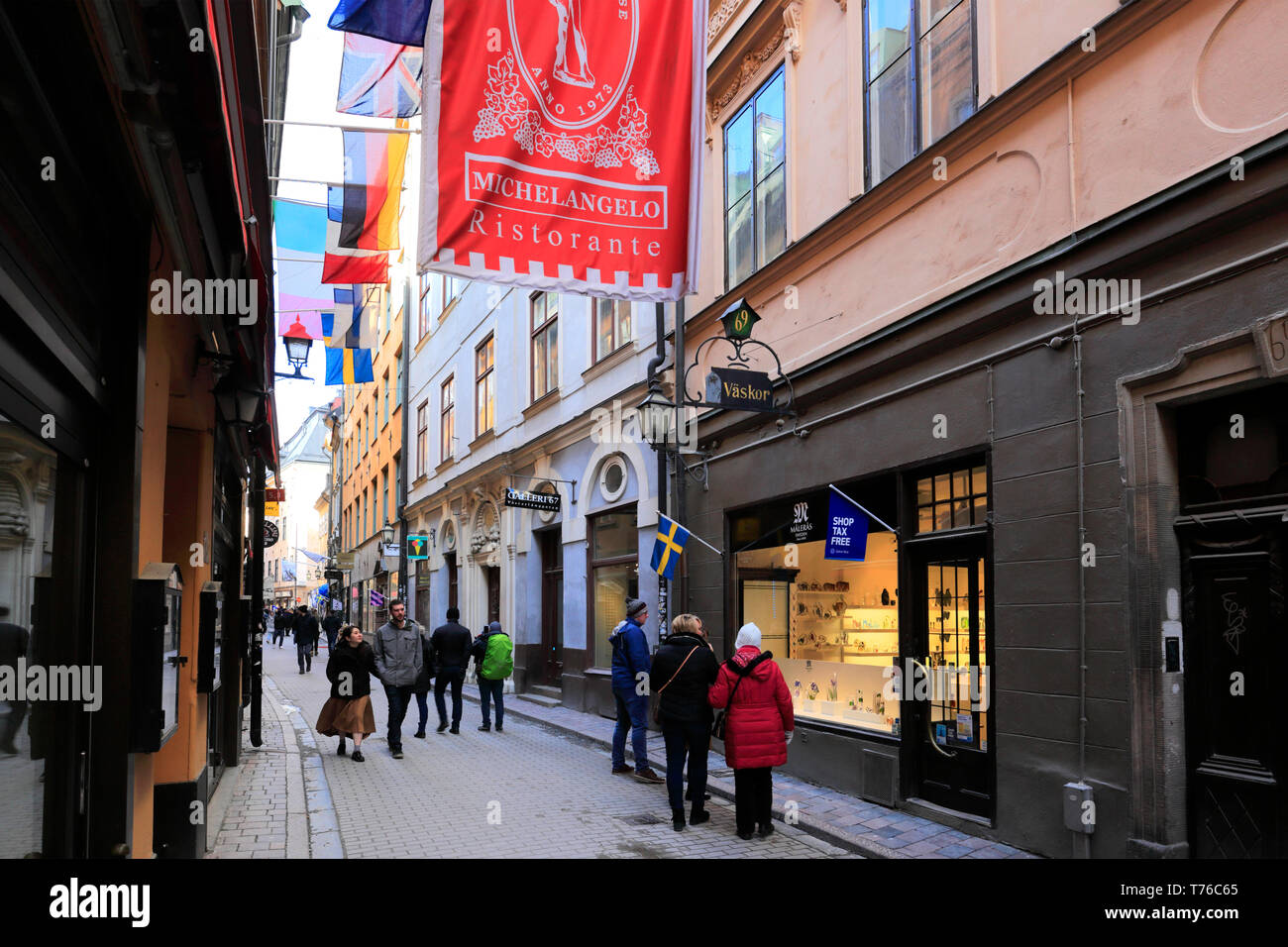 Shops and buildings in the Gamla Stan, Stockholm City, Sweden, Europe ...