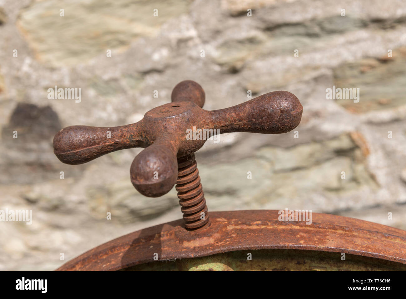 Rusting metal of an old Victorian clothes mangle Stock Photo - Alamy