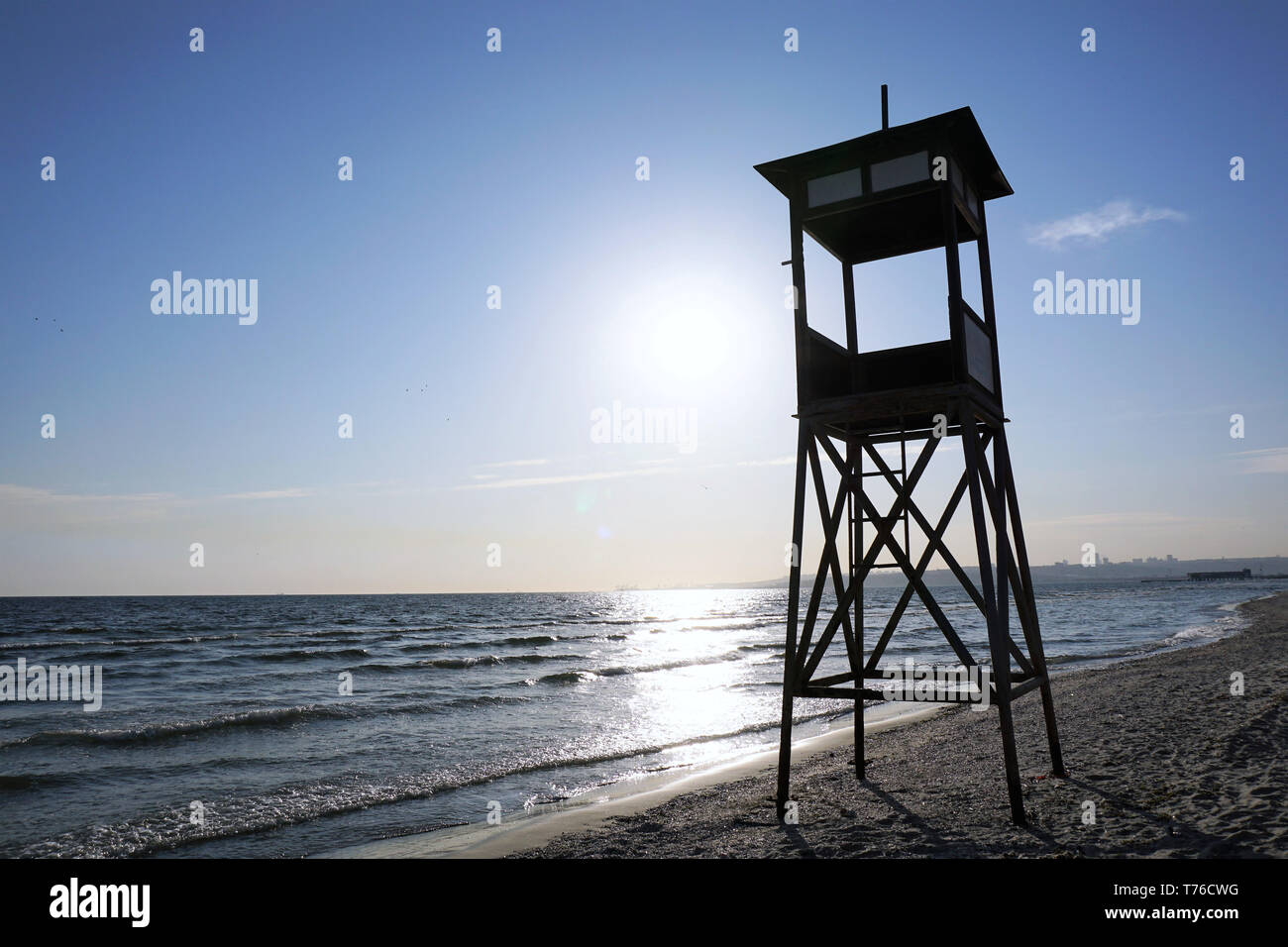 Lifeguard tower on beach at daytime Stock Photo - Alamy