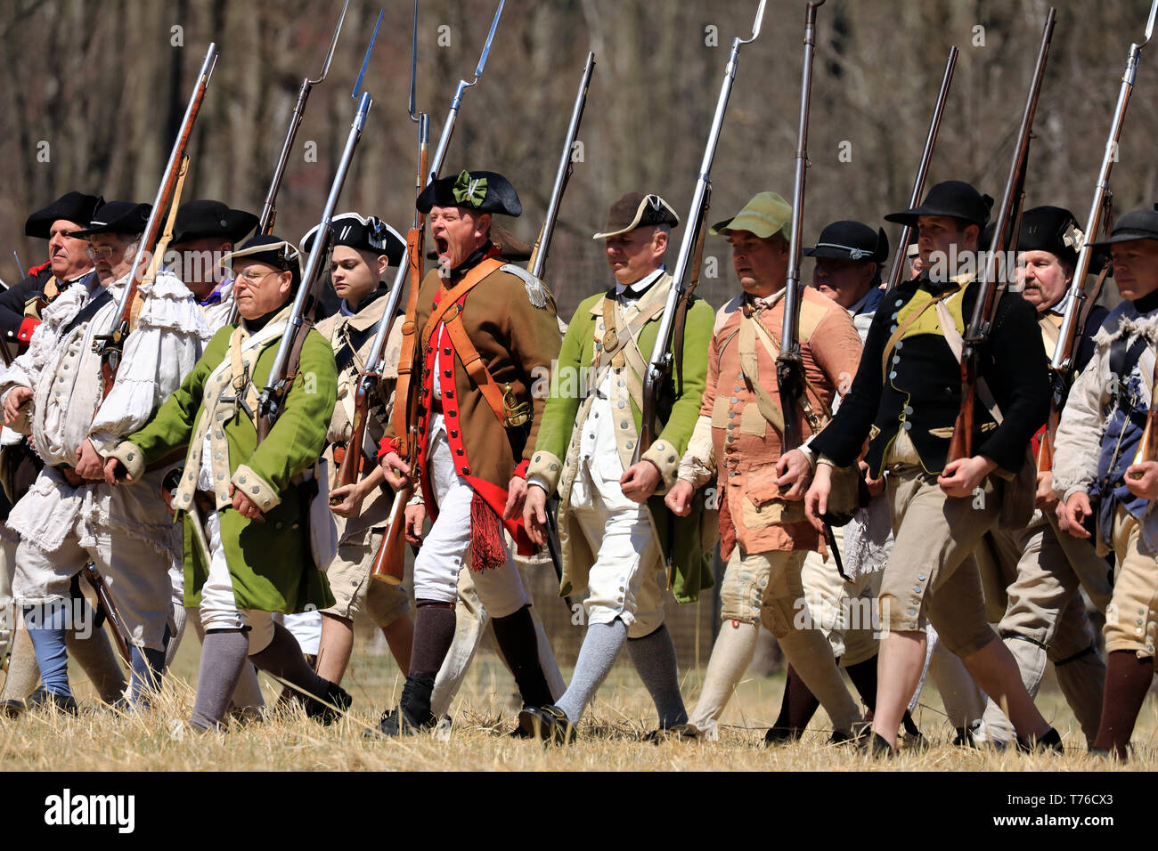 American revolutionary war reenactment hi-res stock photography and ...