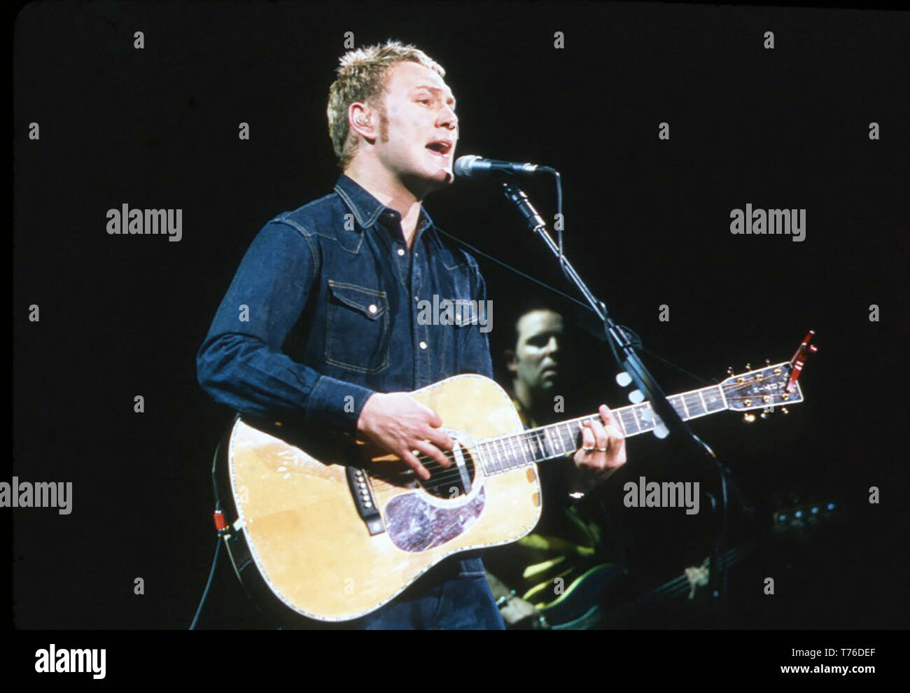 DAVID GRAY English singer-songwriter in 2001 Stock Photo - Alamy