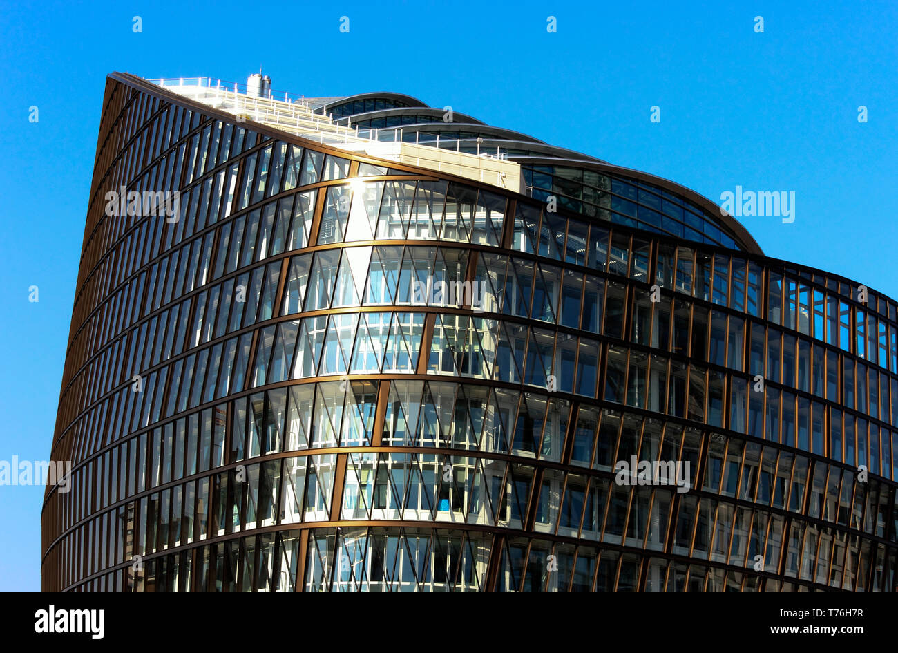One angel square hi-res stock photography and images - Alamy