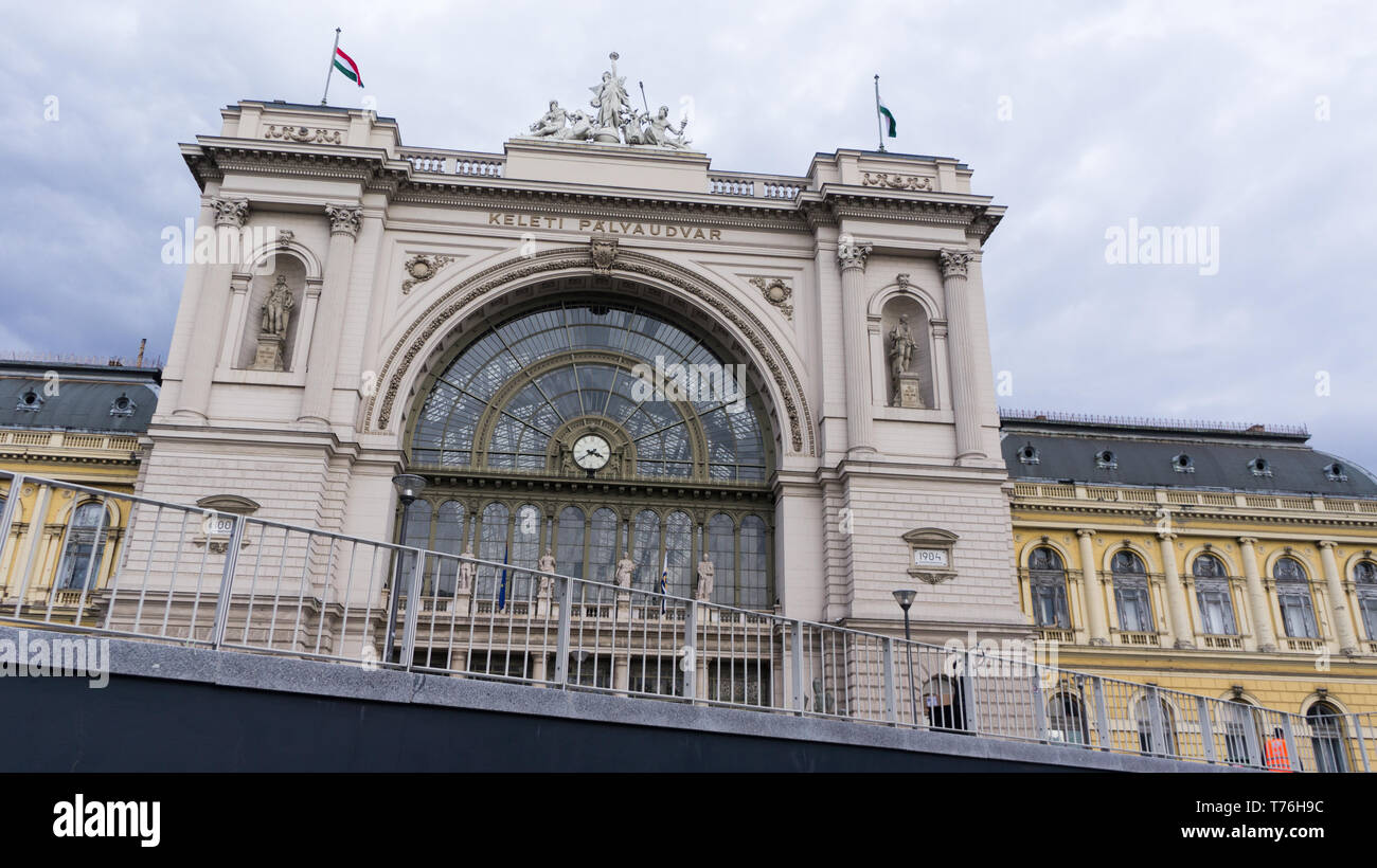 Keleti railway railroad station hi-res stock photography and images - Alamy