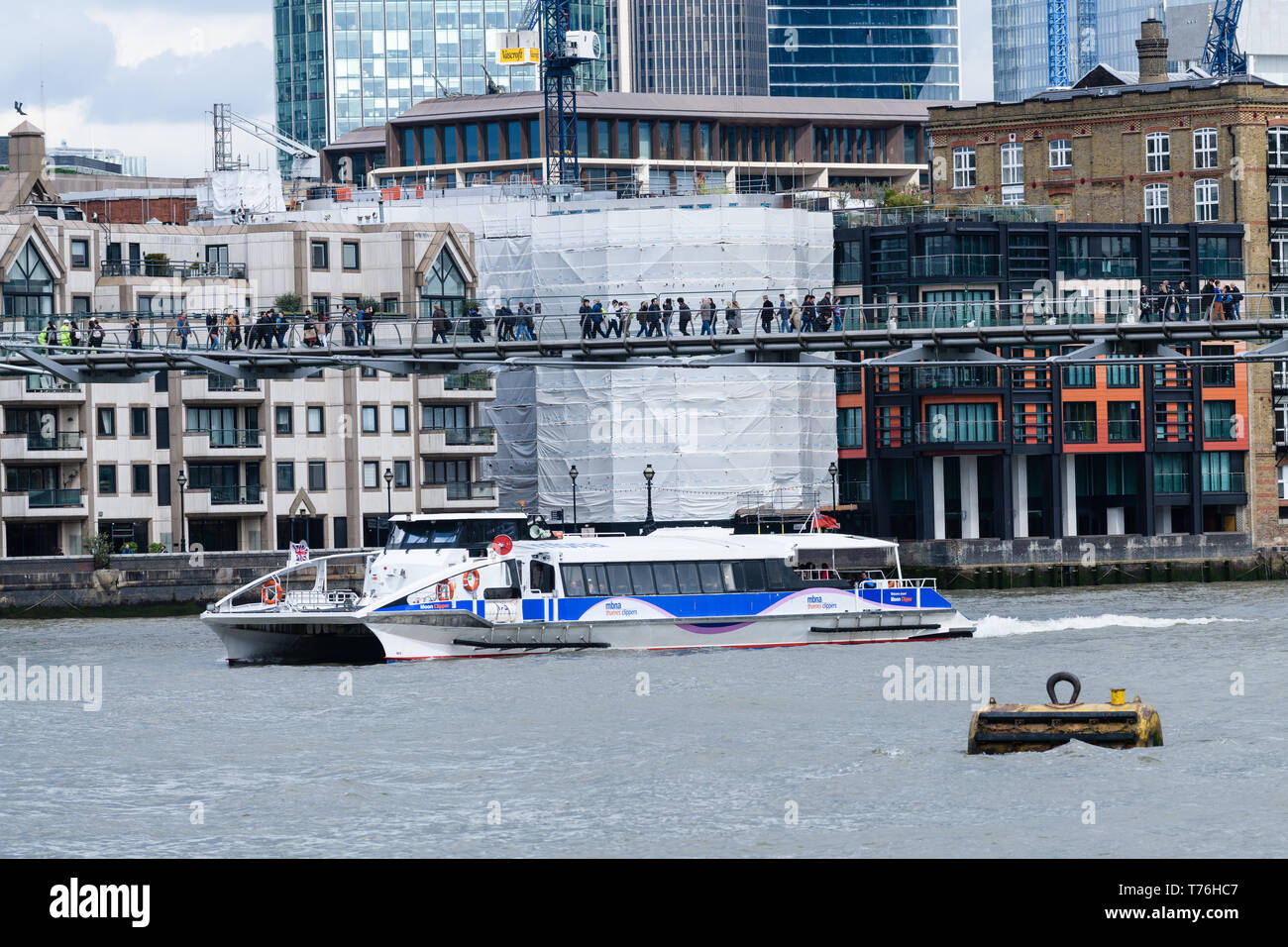 River Craft on the Thames Stock Photo - Alamy