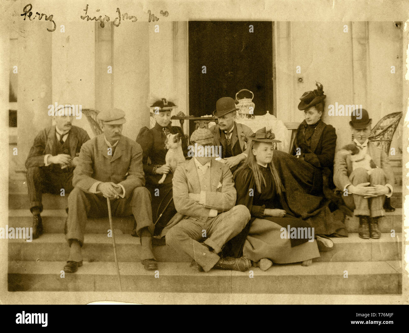 1890s Family High Resolution Stock Photography and Images - Alamy