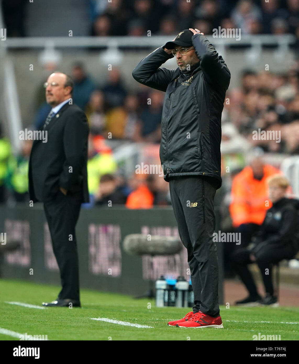 Liverpool manager Jurgen Klopp reacts on the touchline during the ...
