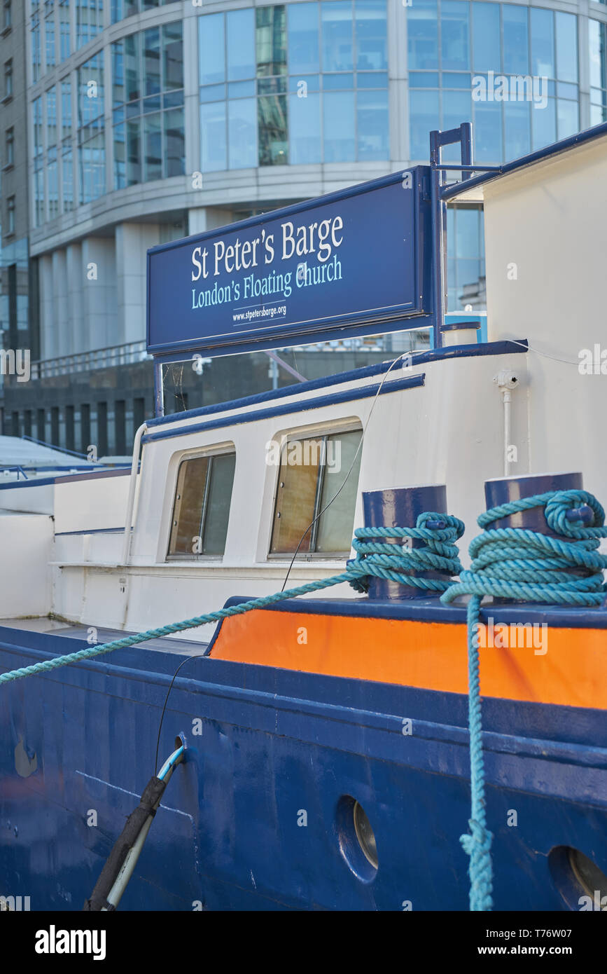 Londons floating church hi-res stock photography and images - Alamy