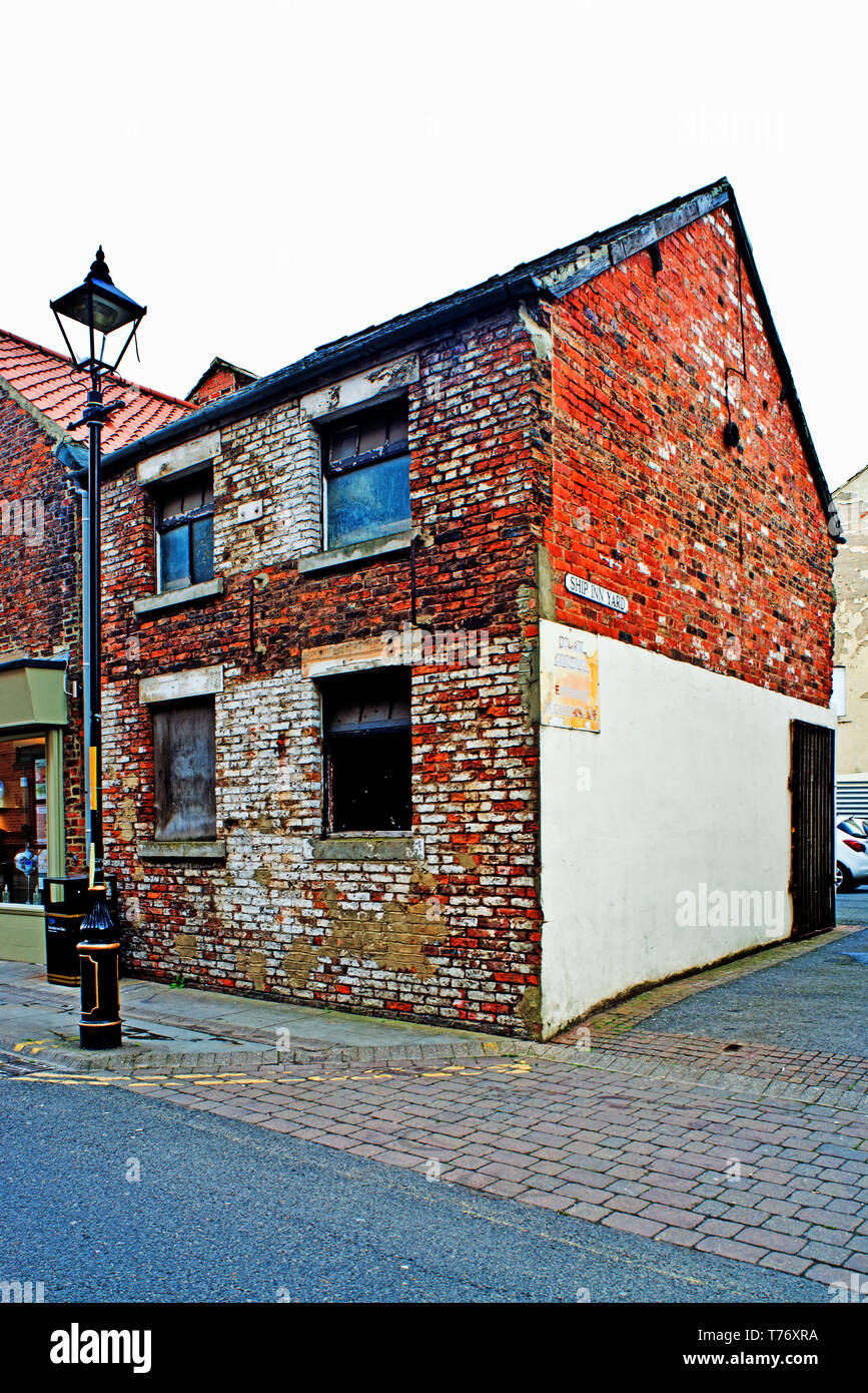 Ship Inn Yard, West Row, Stockton on Tees, Cleveland, England Stock ...