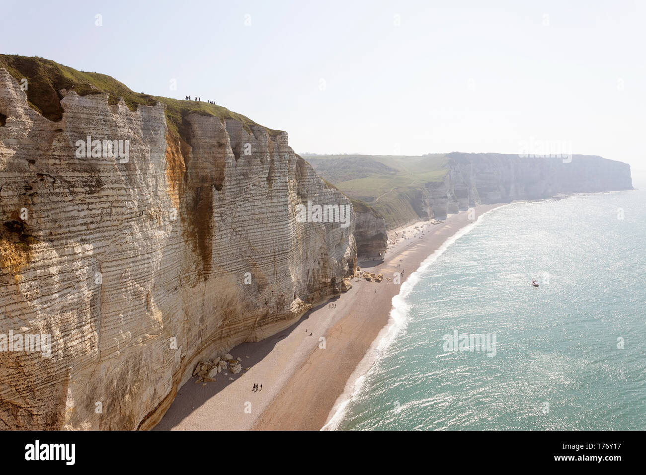 Beach and etretat hi-res stock photography and images - Alamy