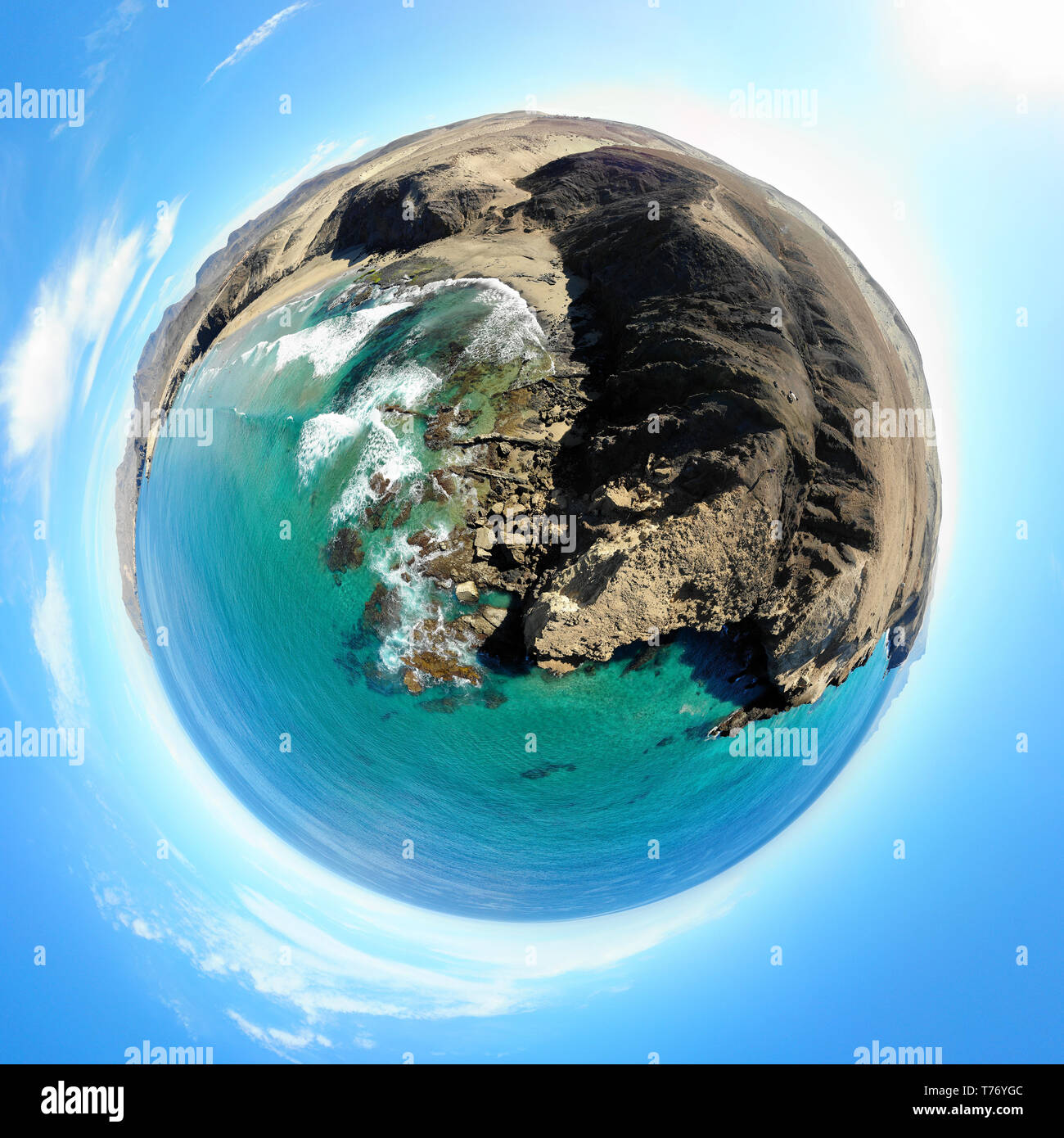 full circle-Panorama: Luftbild: Duenenlandschaft, Atlantischer Ozean ...