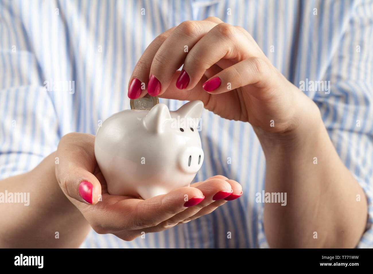 Save Money High Resolution Stock Photography and Images - Alamy