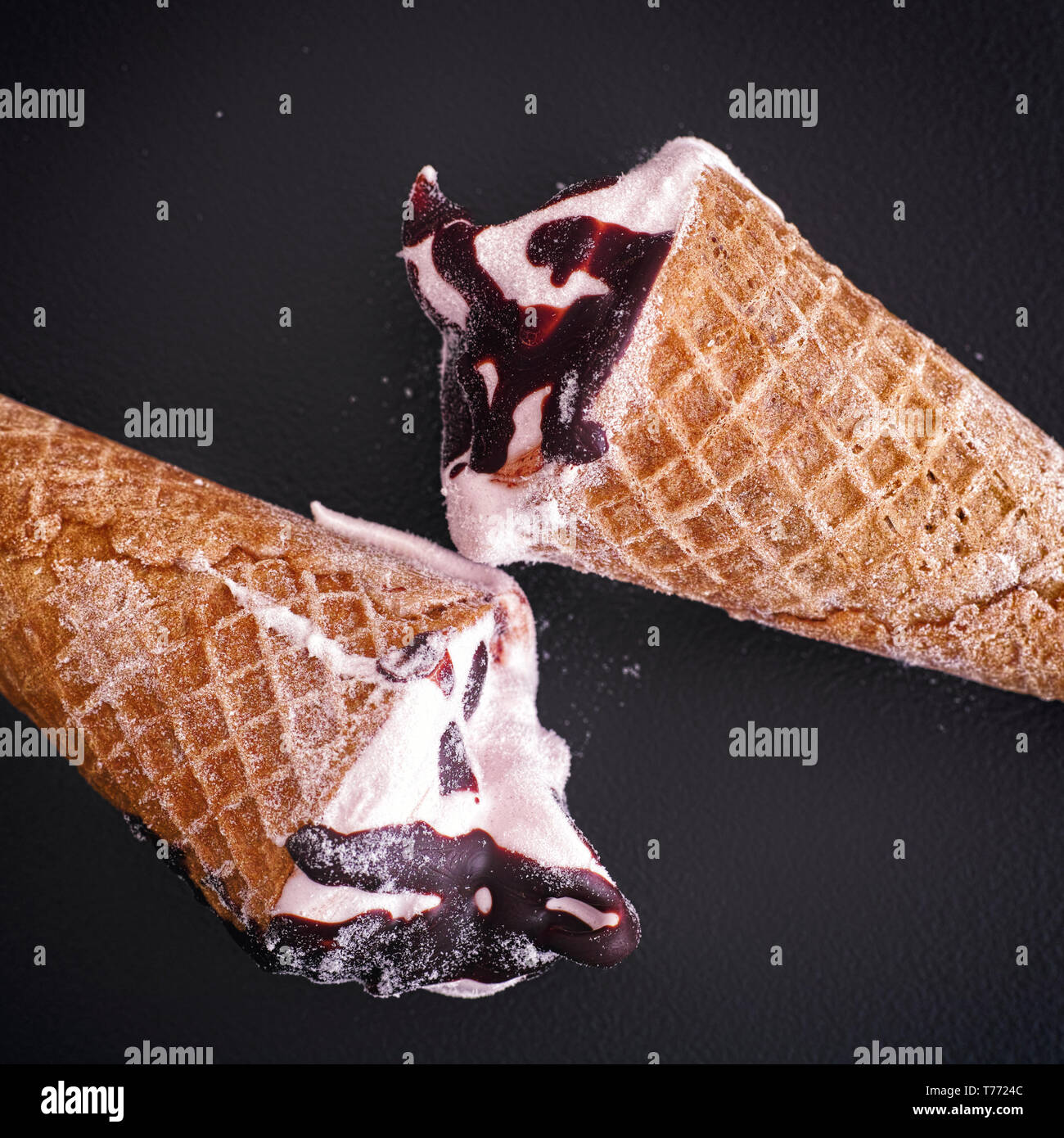 Ice cream square cone hi-res stock photography and images - Alamy