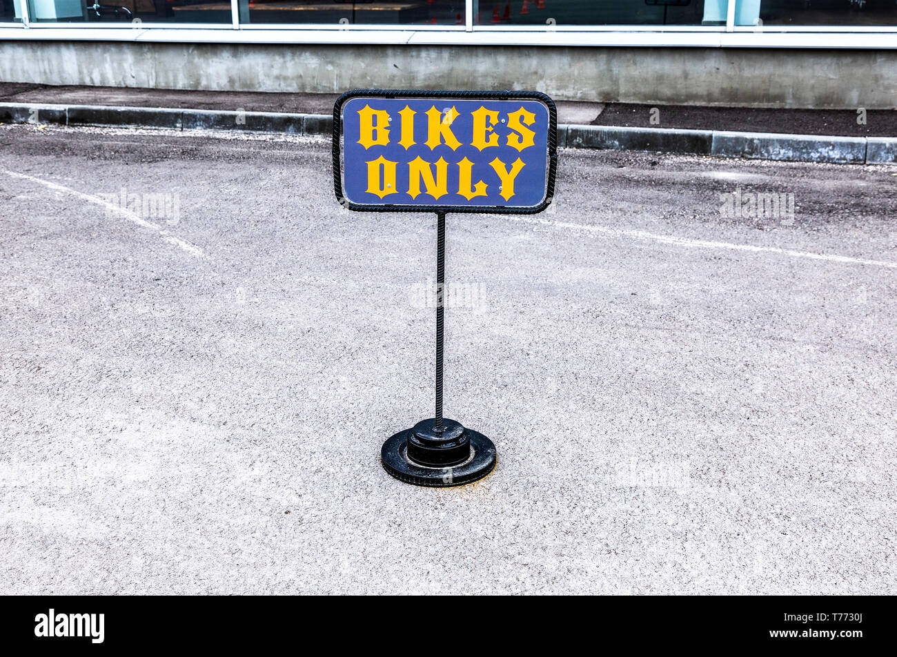 Motorcycle Parking Sign Motorbike High Resolution Stock Photography and ...